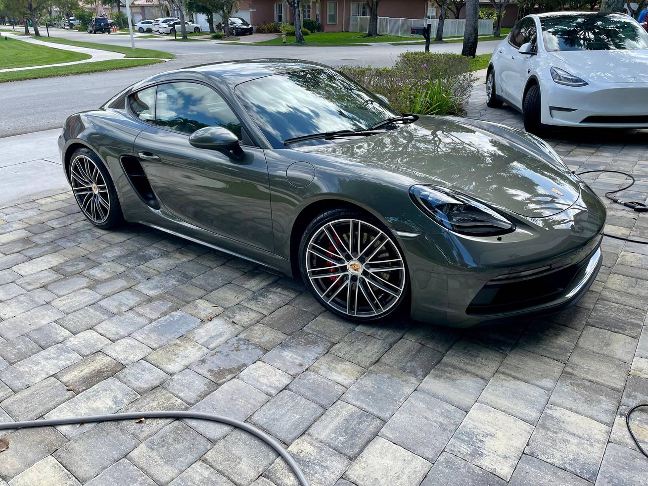 This Car Pod Discussion Board - Cars & Bids