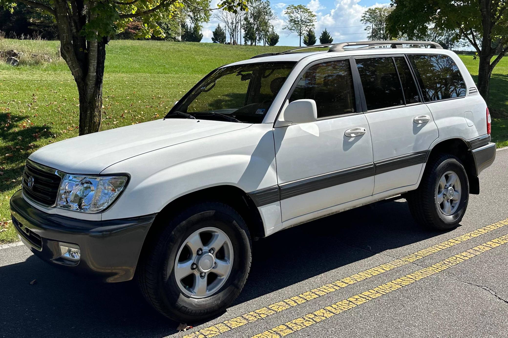 2000 Toyota Land Cruiser for Sale - Cars & Bids