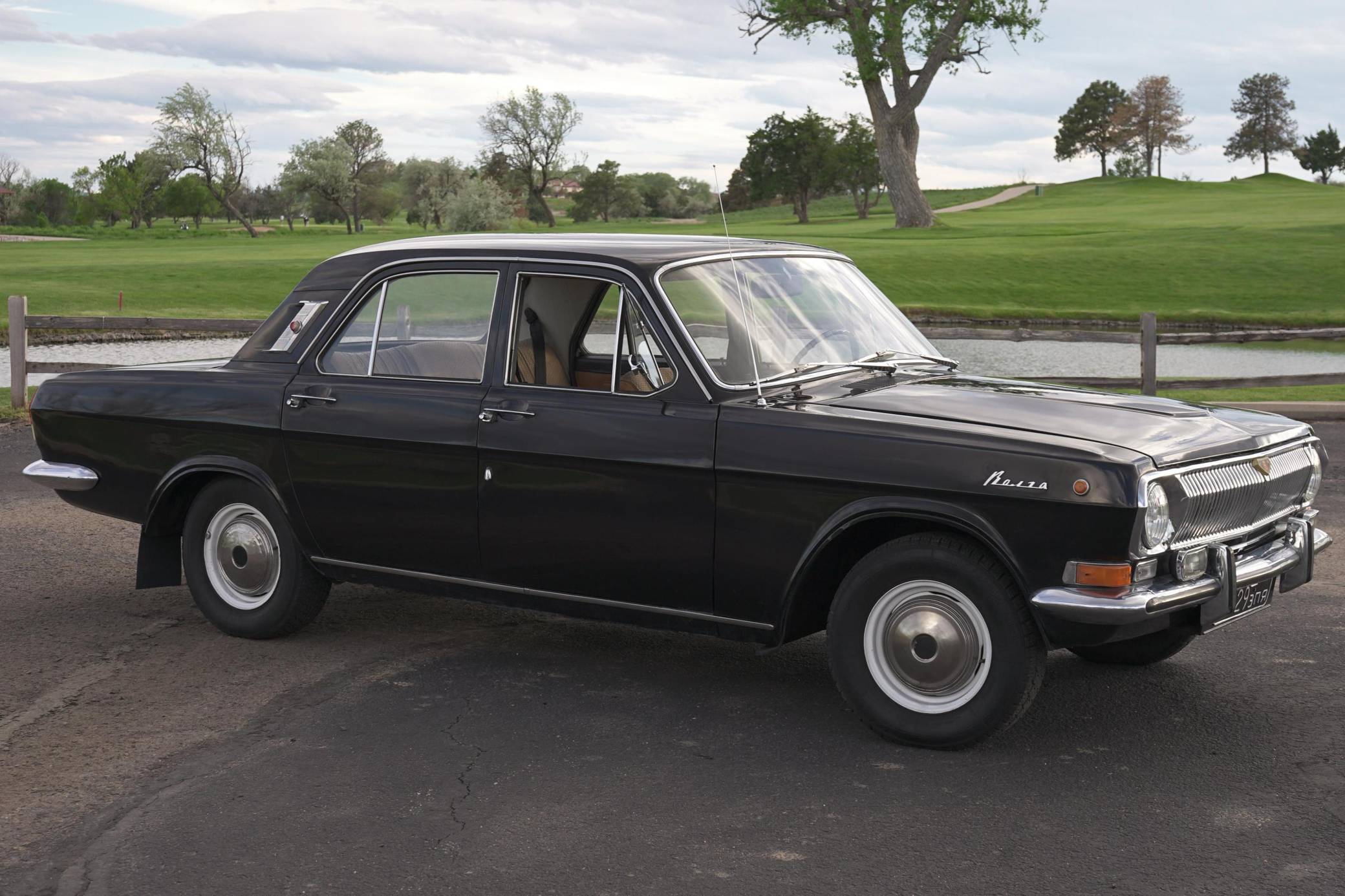 1981 Volga GAZ-24 VIN: 700449 for Sale - Cars & Bids