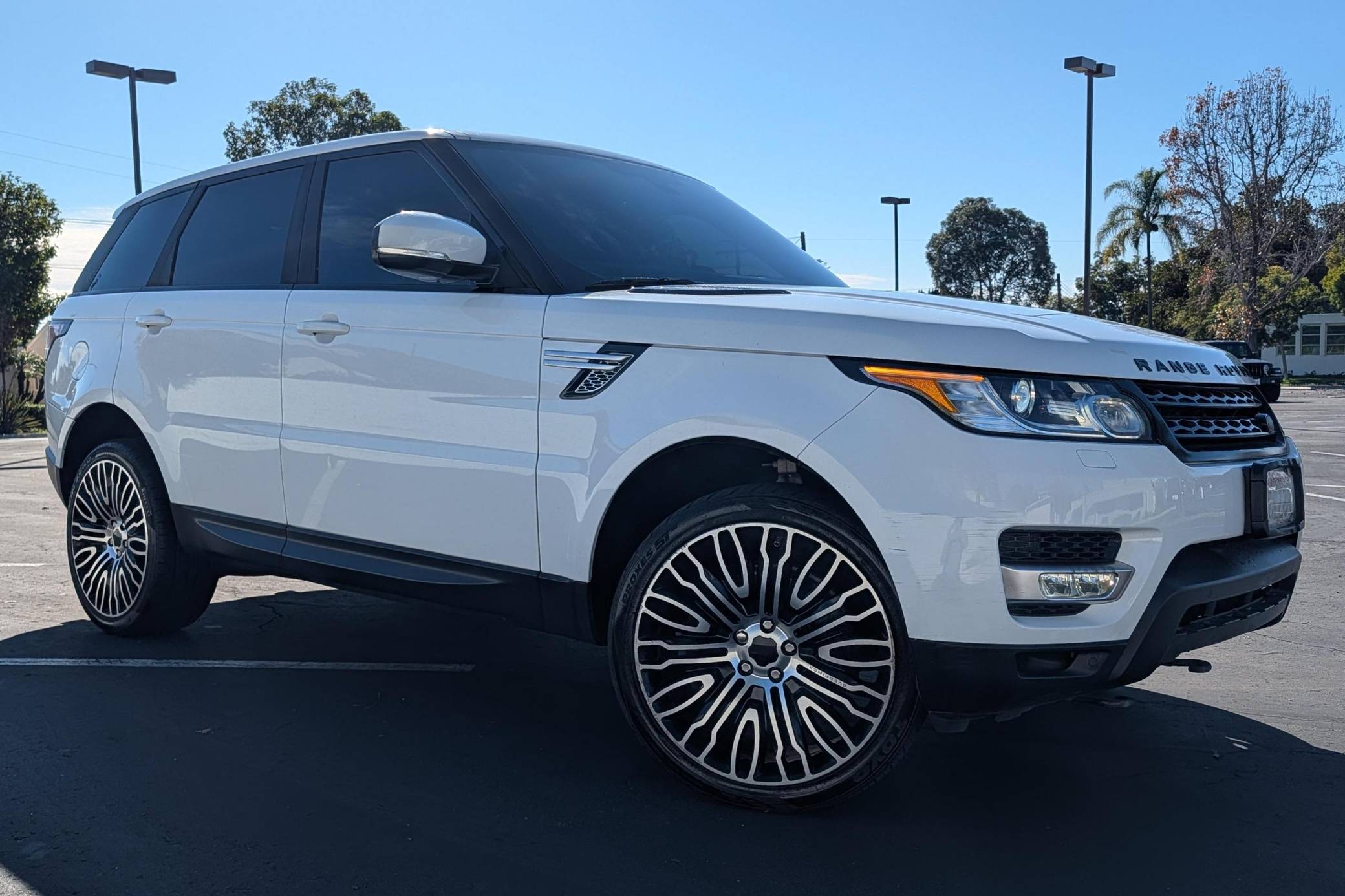 2016 Range Rover Sport HSE VIN: SALWR2PF8GA590175 for Sale - Cars & Bids