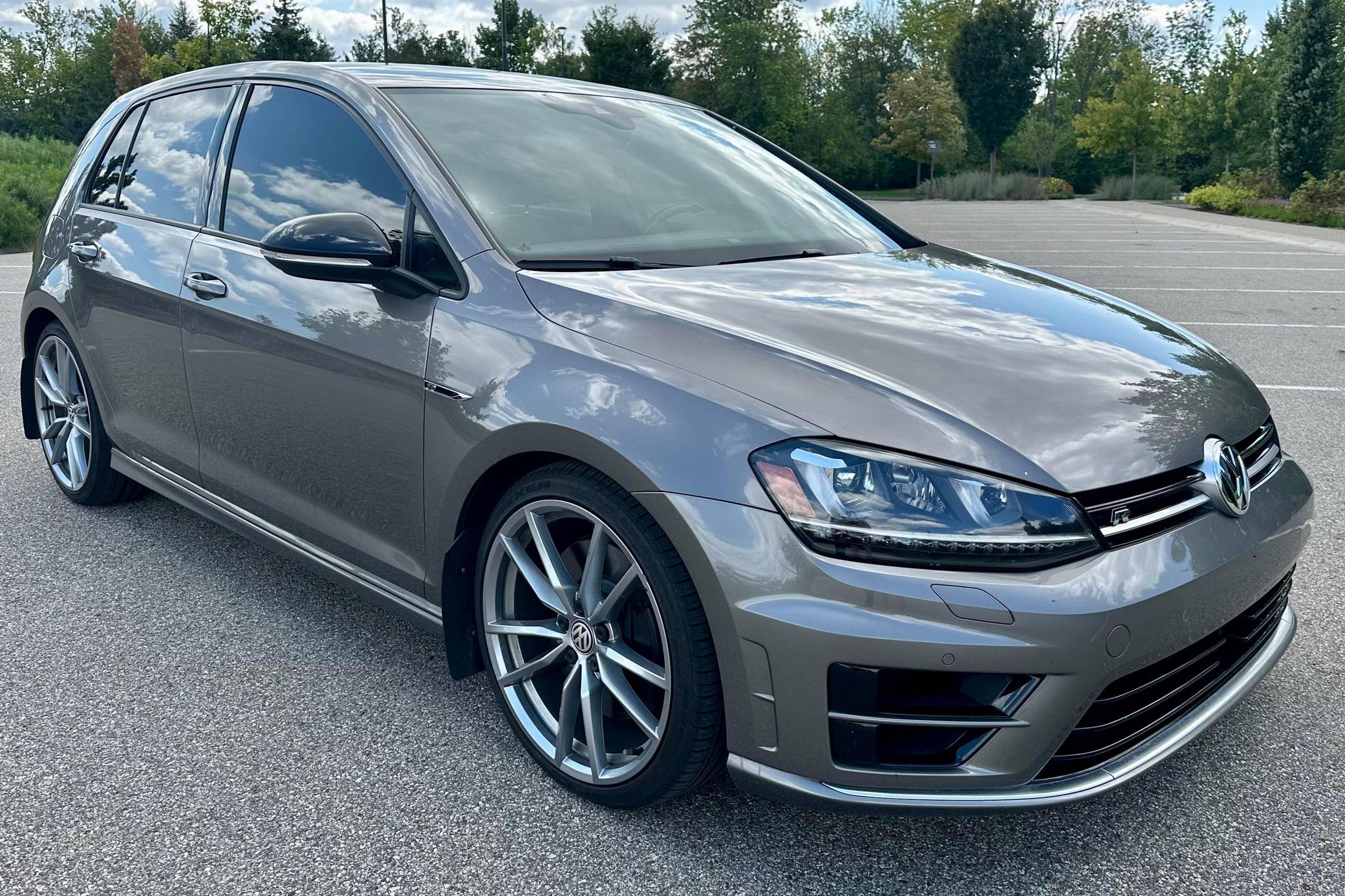 2017 Volkswagen Golf R VIN: WVWVF7AU5HW178946 for Sale - Cars & Bids
