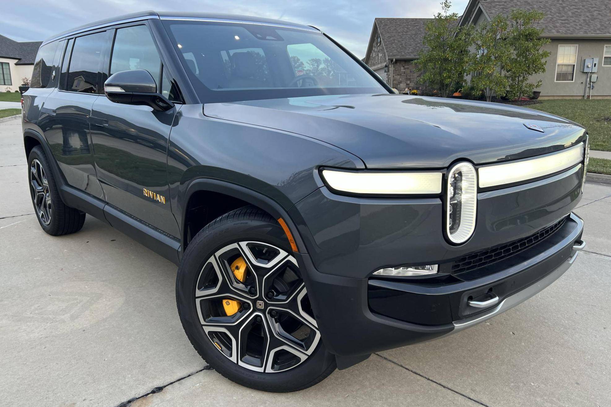 2022 Rivian R1S Launch Edition for Sale - Cars & Bids