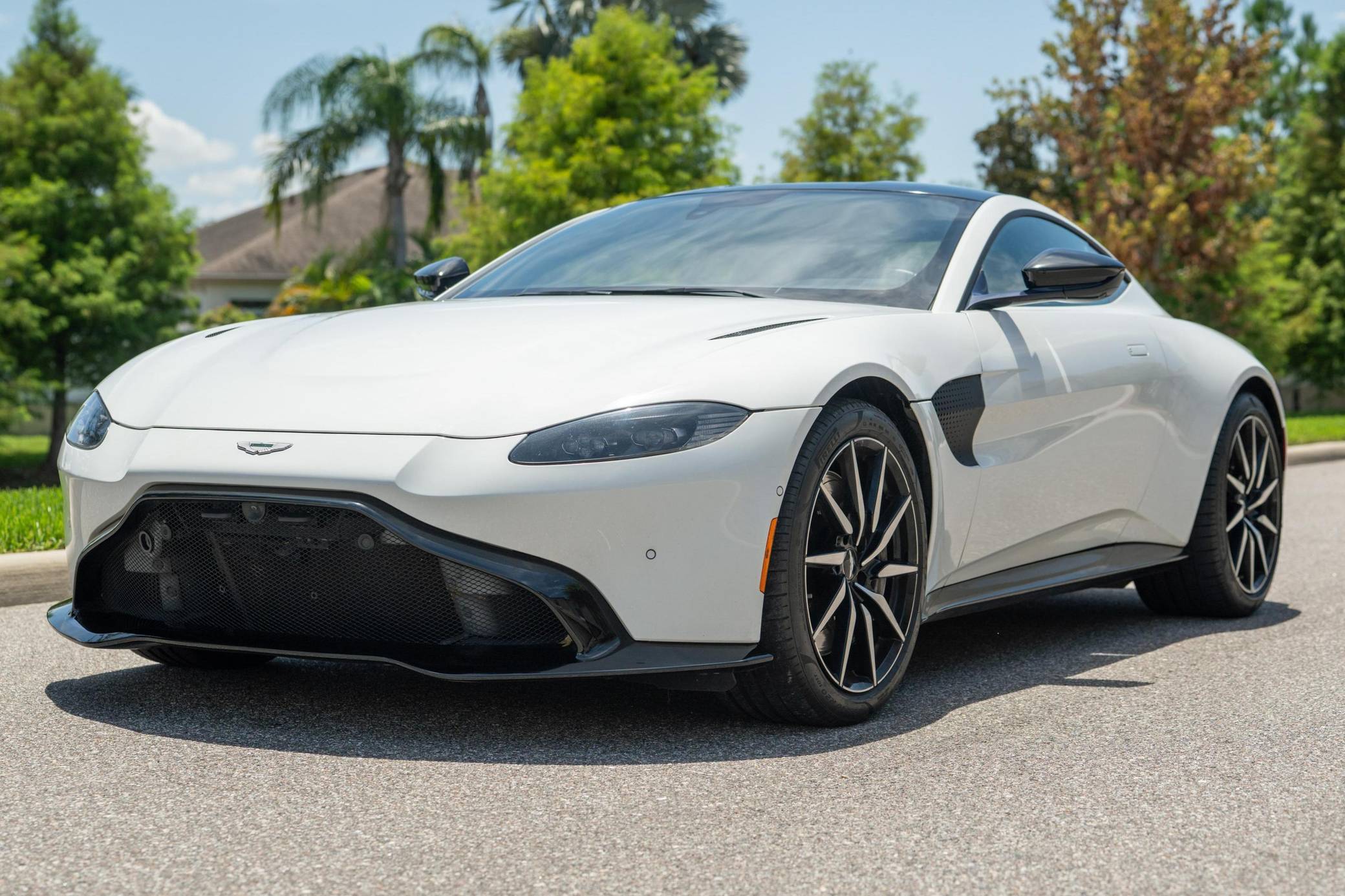 2020 Aston Martin Vantage VIN: SCFSMGAW2LGN03941 for Sale - Cars & Bids