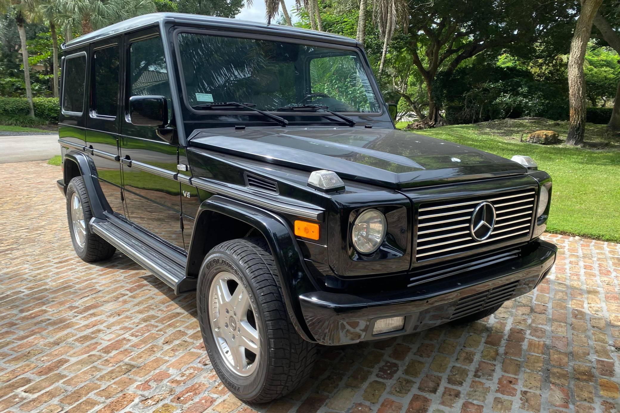 2002 Mercedes-Benz G500 VIN: WDCYR49E52X128477 for Sale - Cars & Bids