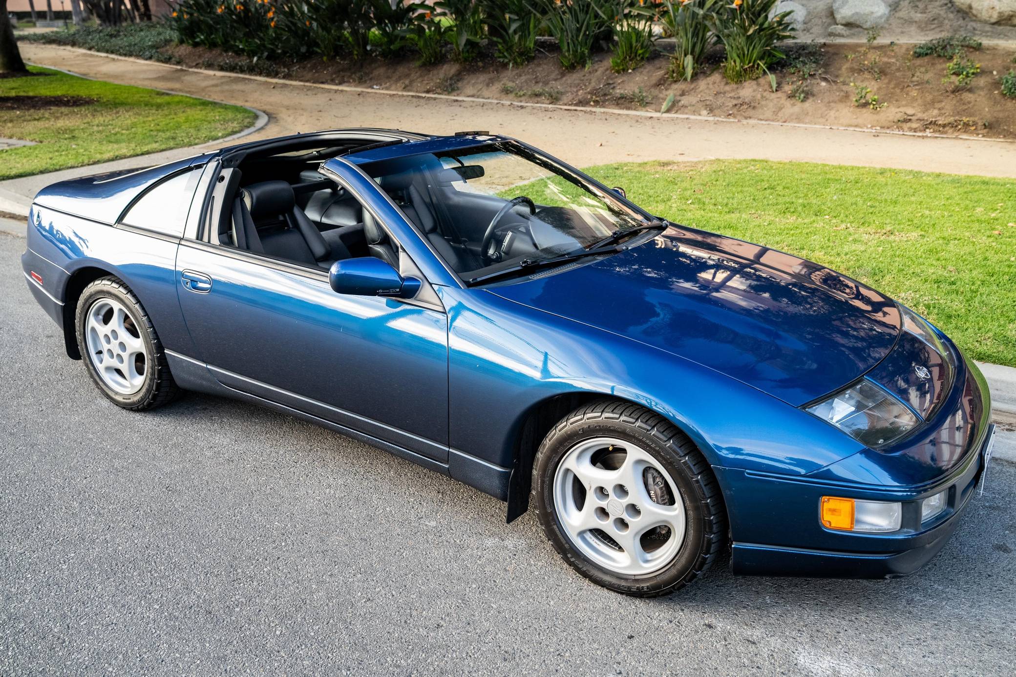 1992 Nissan 300ZX VIN: JN1RZ24H7NX520545 for Sale - Cars & Bids