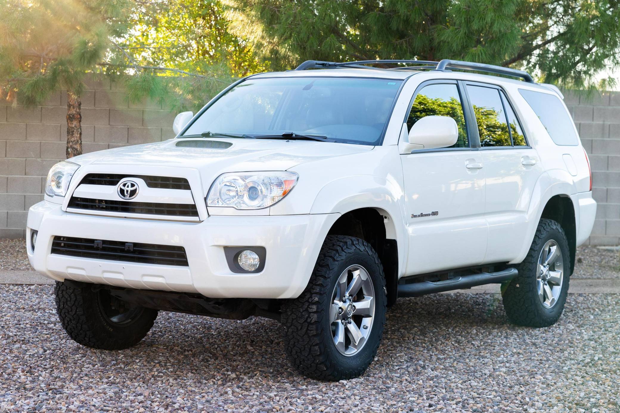 2008 Toyota 4Runner SR5 4x4 VIN: JTEBU14R48K020758 for Sale - Cars & Bids