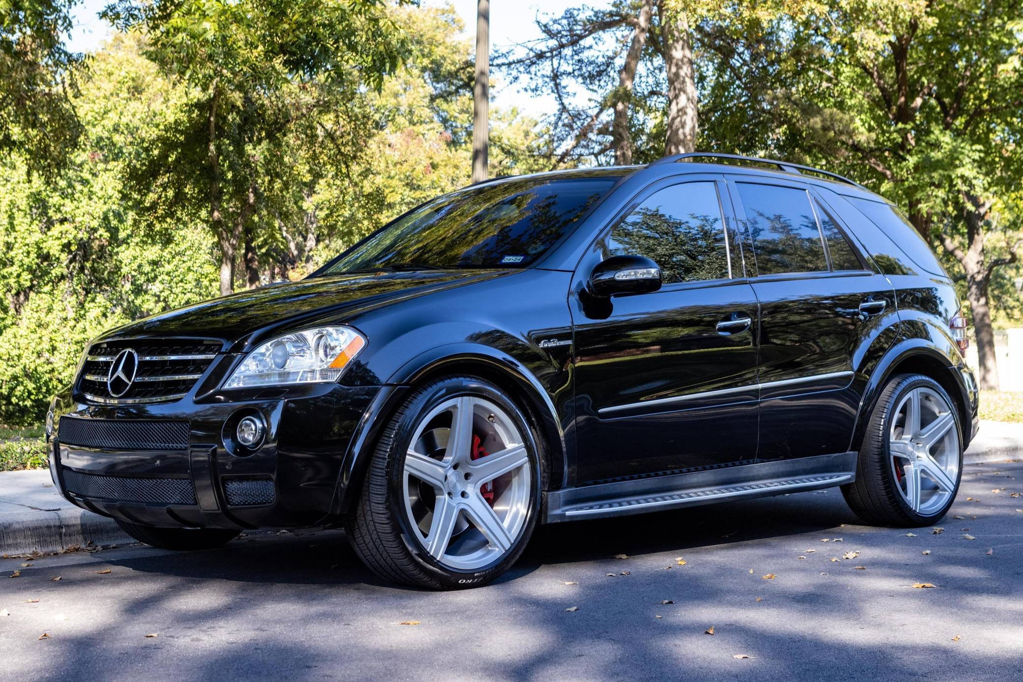 2008 Mercedes-Benz ML63 AMG VIN: 4JGBB77E18A352342 for Sale - Cars & Bids