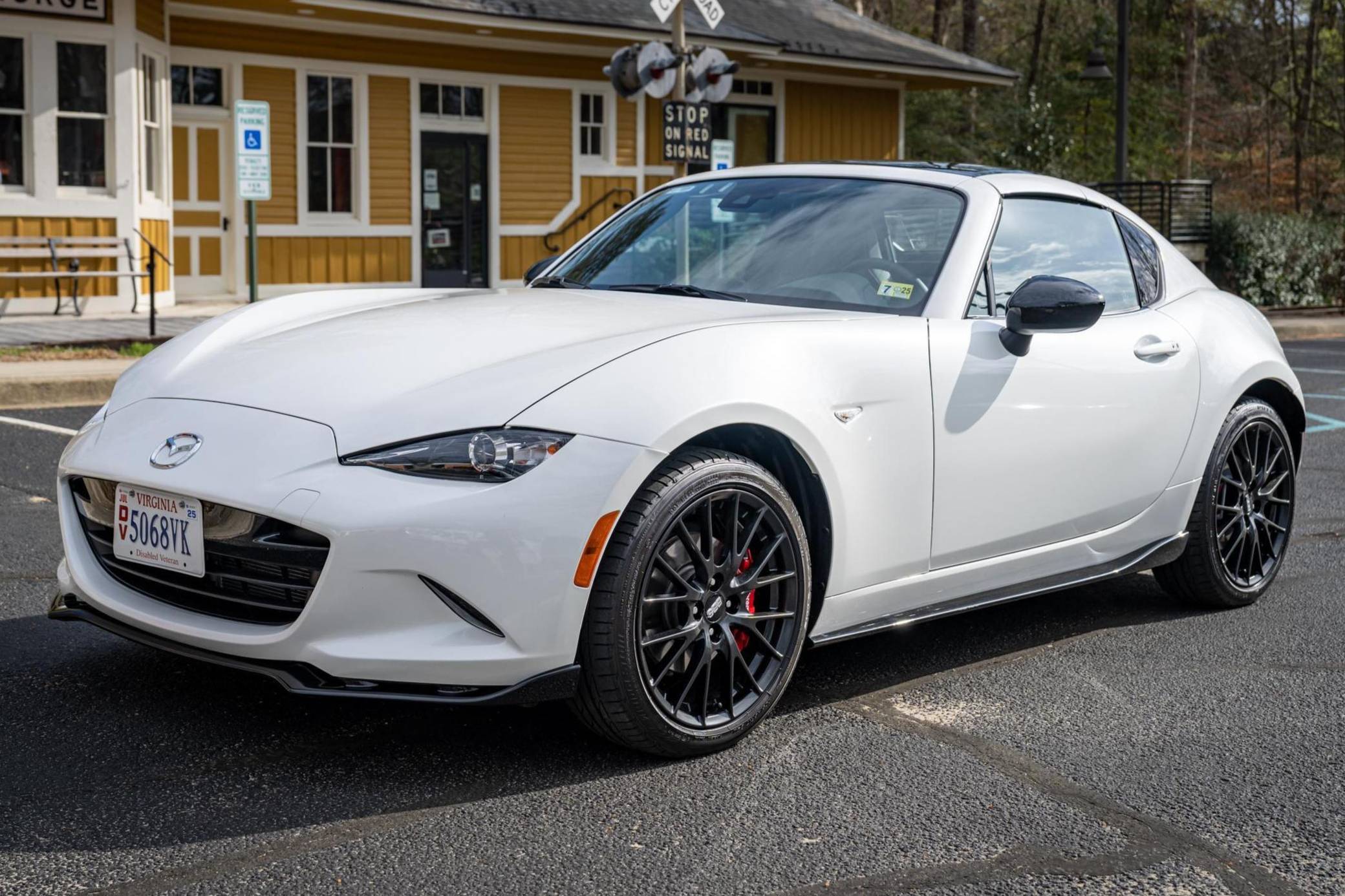 2022 Mazda MX-5 Miata RF Club VIN: JM1NDAL73N0504123 for Sale - Cars & Bids