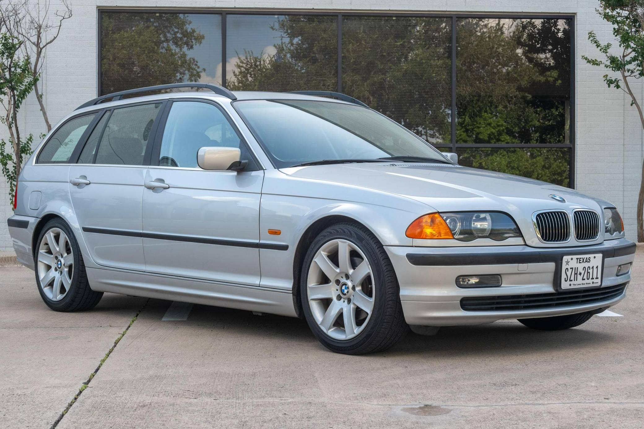2001 BMW 325i Touring VIN: WBAAW33491EN80112 for Sale - Cars & Bids