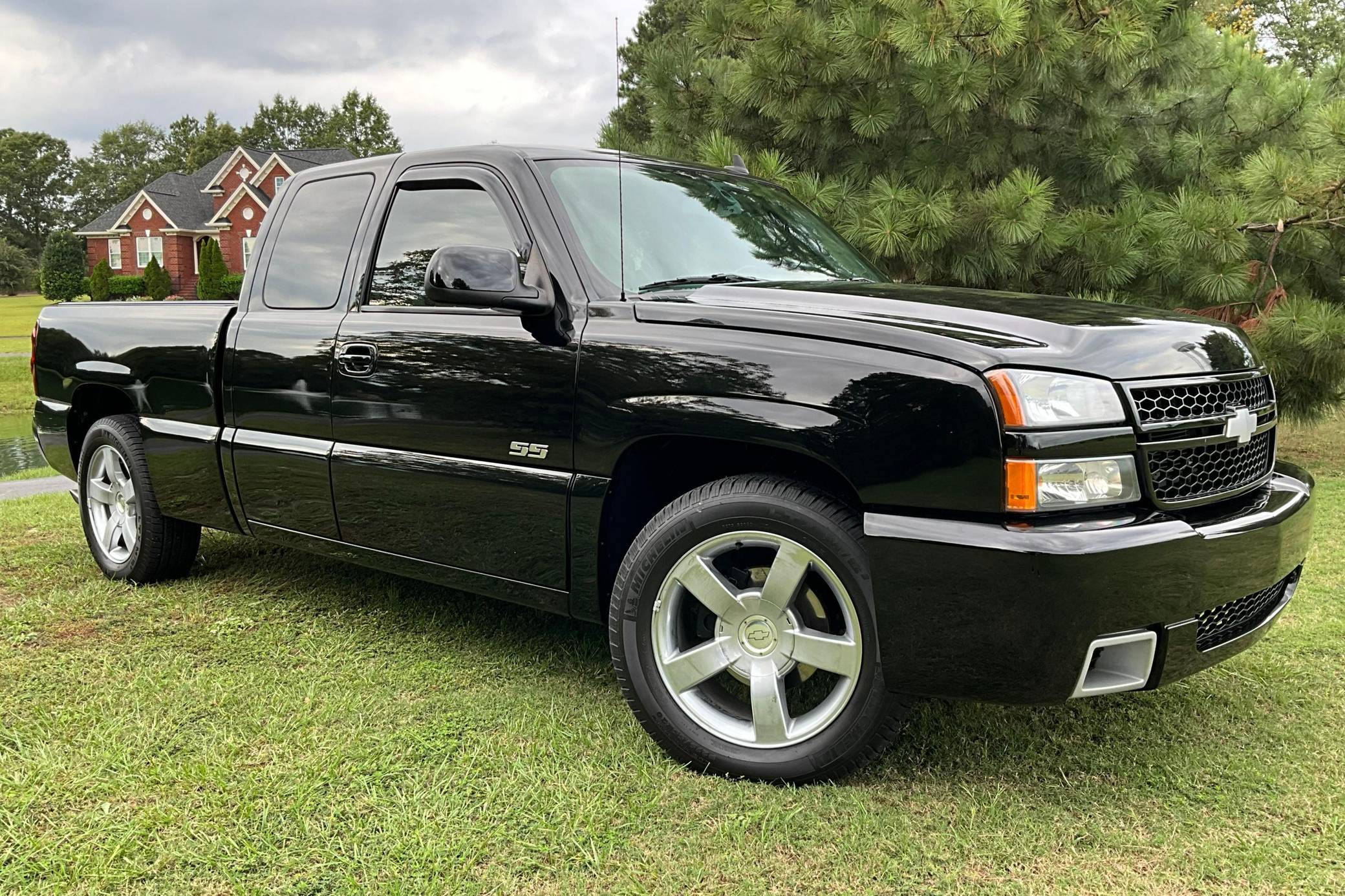 2006 Chevrolet Silverado SS VIN: 2GCEC19N761135944 for Sale - Cars & Bids