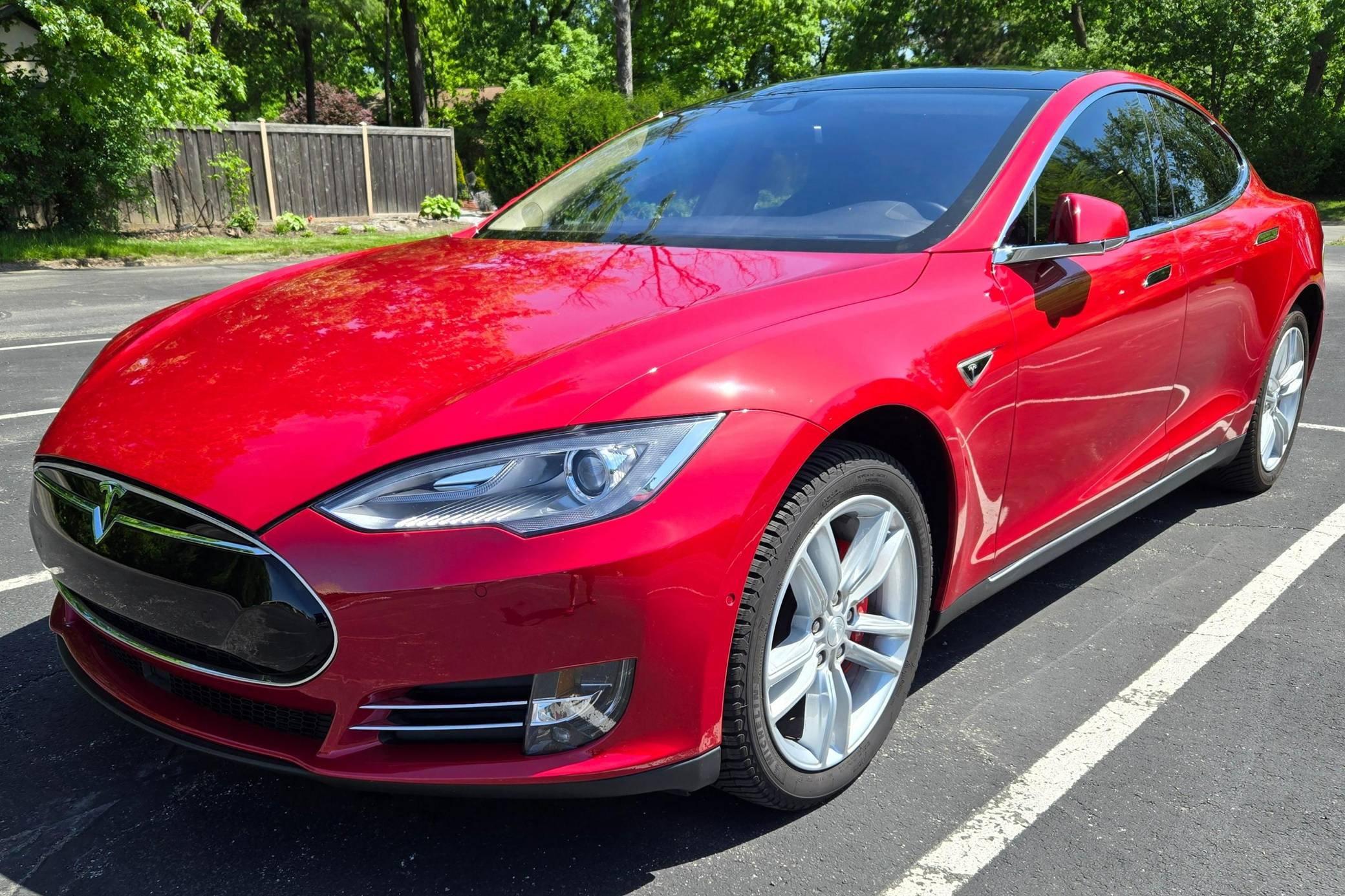 2014 Tesla Model S P85D VIN: 5YJSA1H20EFP66241 for Sale - Cars & Bids
