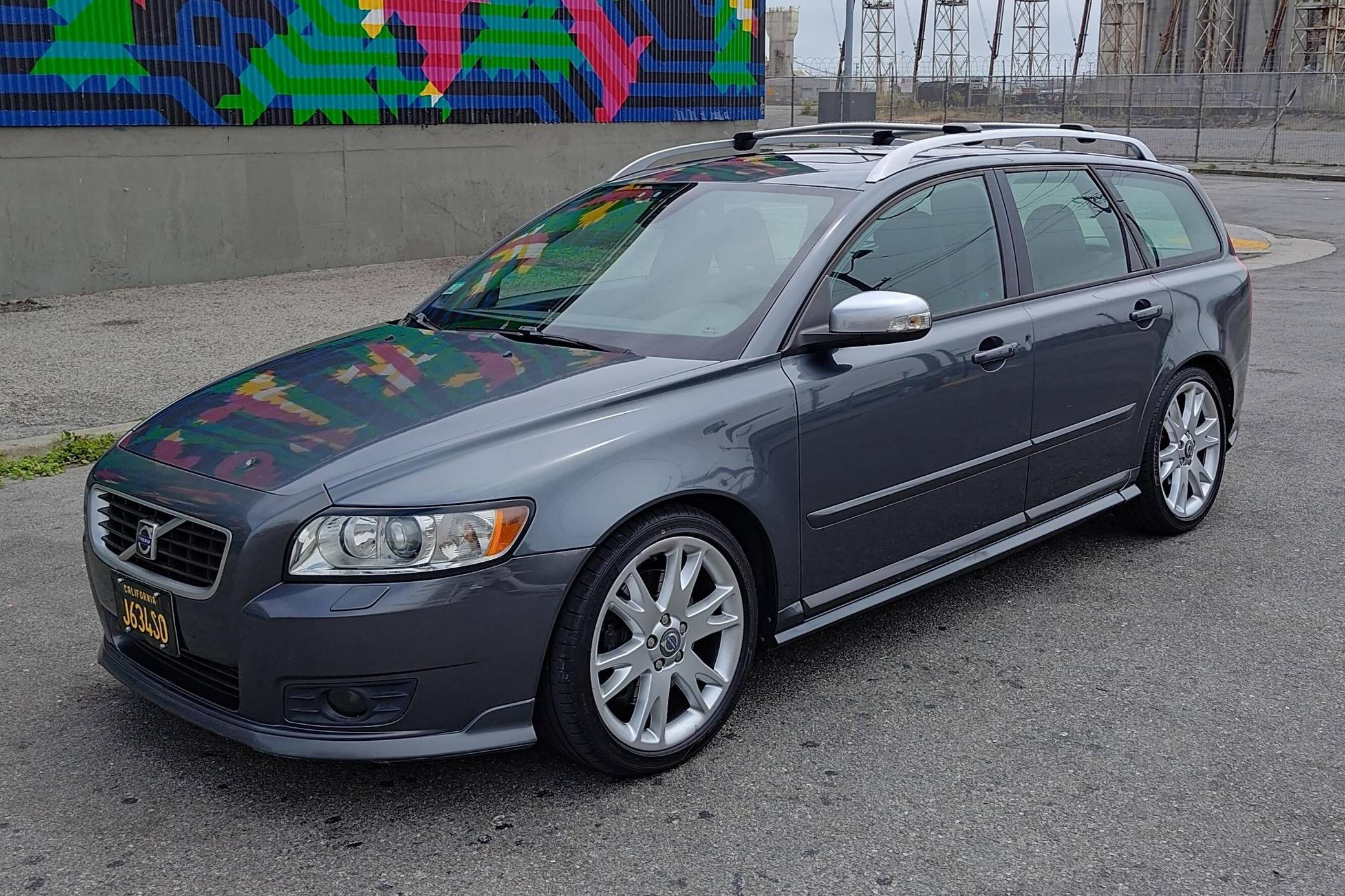 2010 Volvo V50 T5 AWD R-Design VIN: YV1672MJXA2560158 for Sale - Cars & Bids
