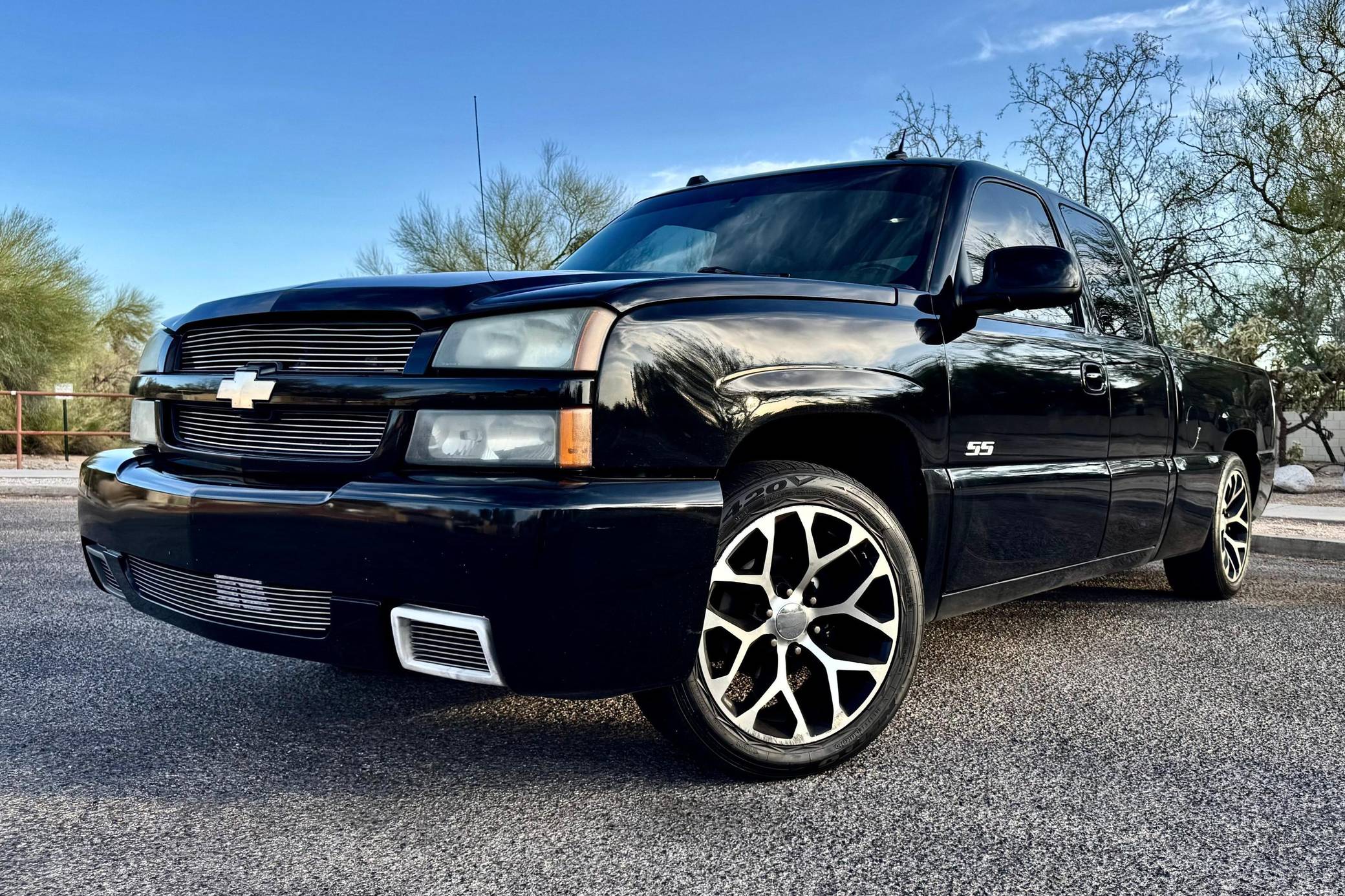 2005 Chevrolet Silverado SS VIN: 2GCEK19N951363364 for Sale - Cars & Bids