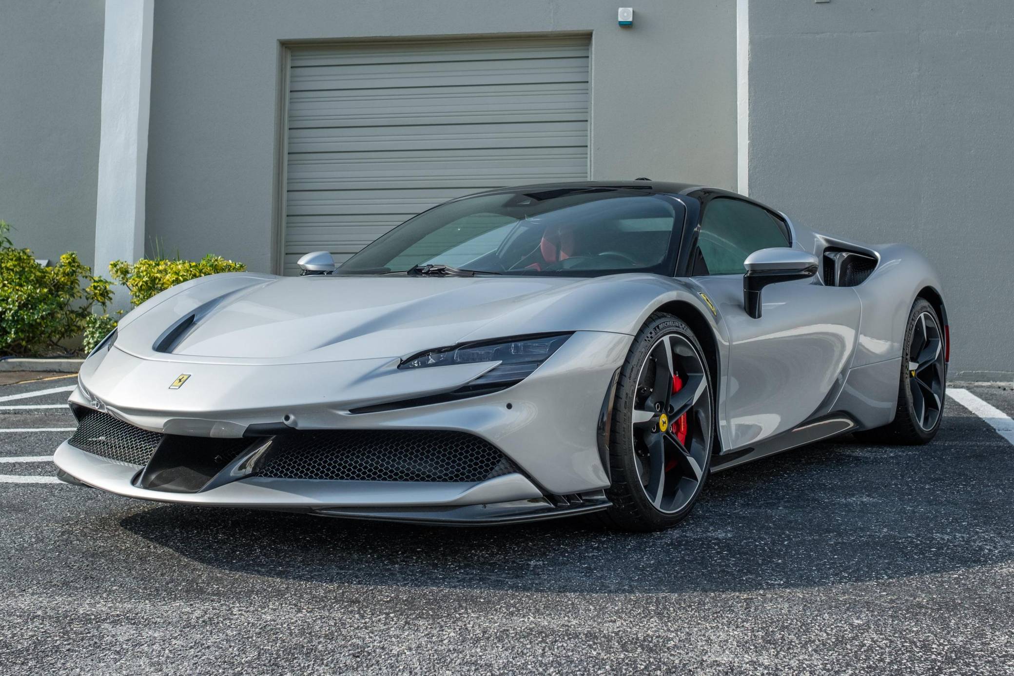 Ferrari Sf90 Silver