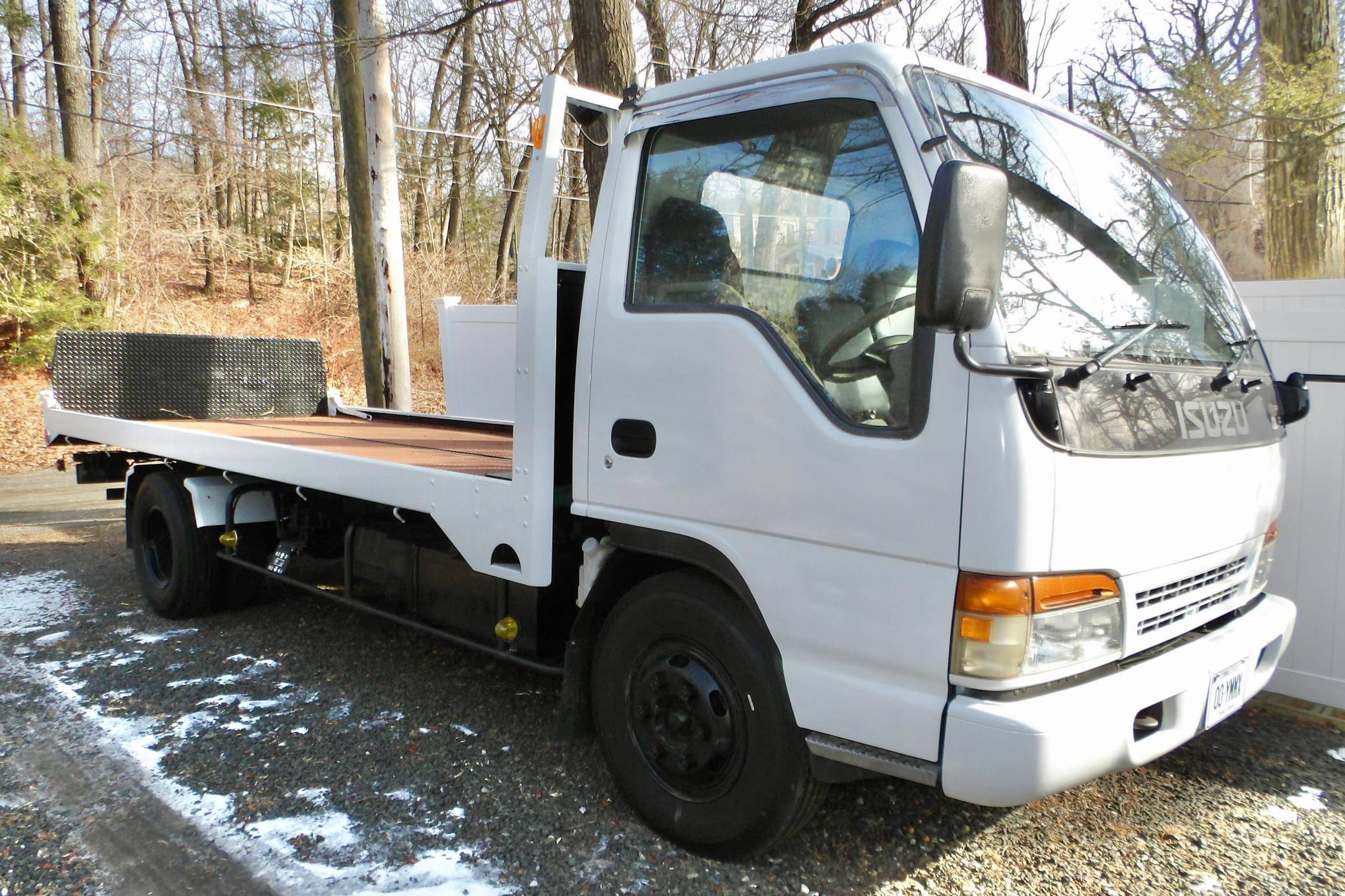 1993 Isuzu ELF Ramp Truck VIN: NPR70P-7400221 for Sale - Cars & Bids