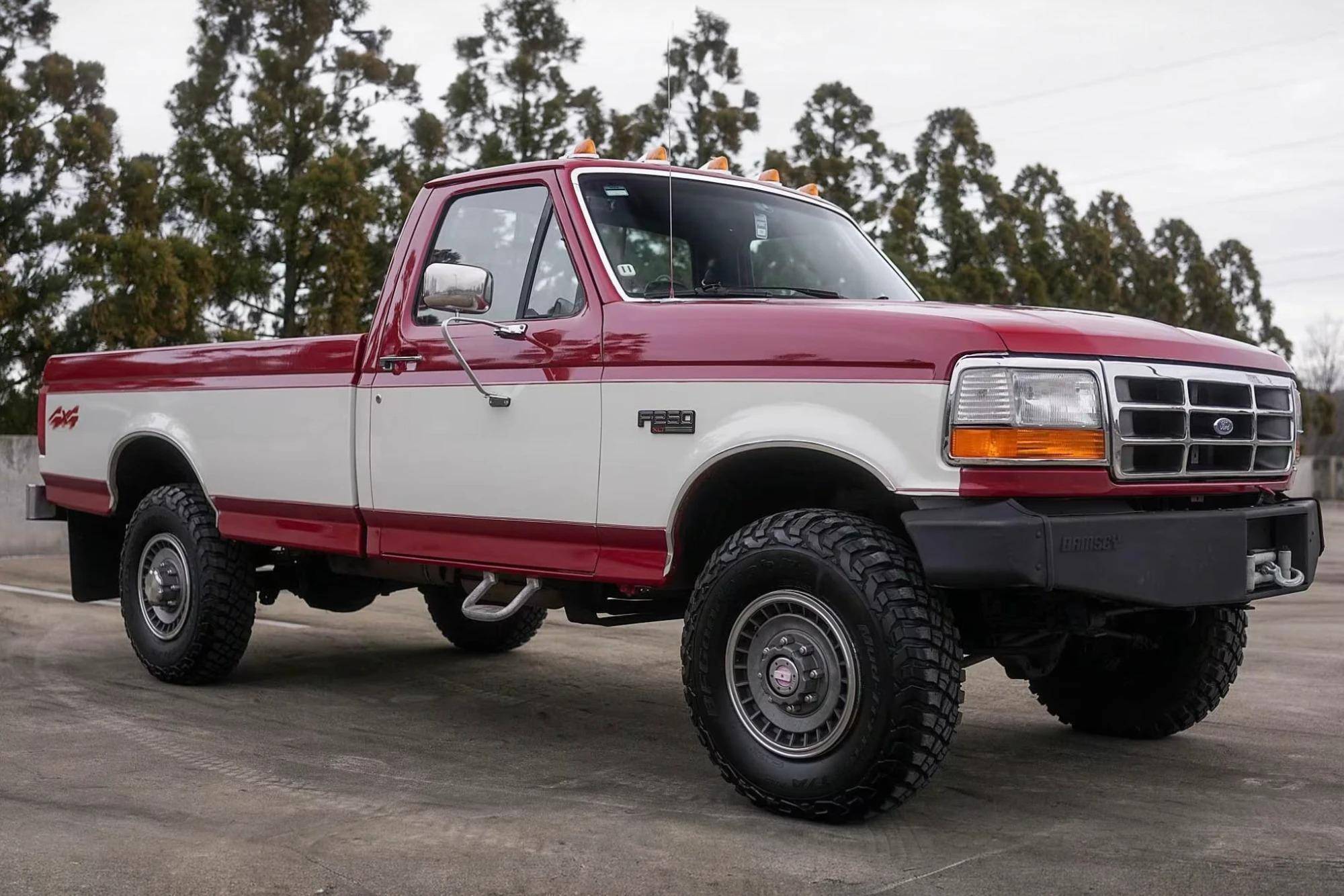1992 Ford F-250 XLT VIN: 2FTHF26G8NCA63641 for Sale - Cars & Bids