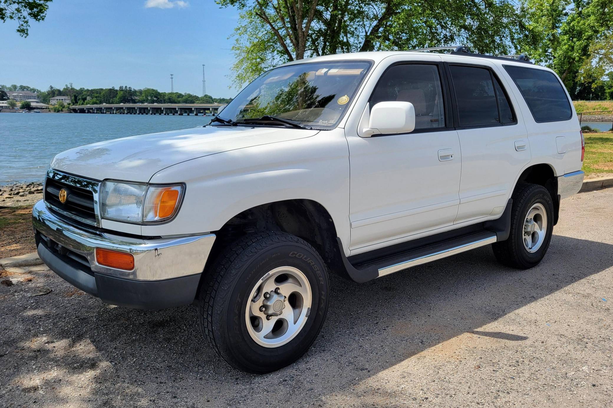 1998 Toyota 4Runner SR5 4x4 VIN: JT3HN86R5W0191968 for Sale - Cars & Bids