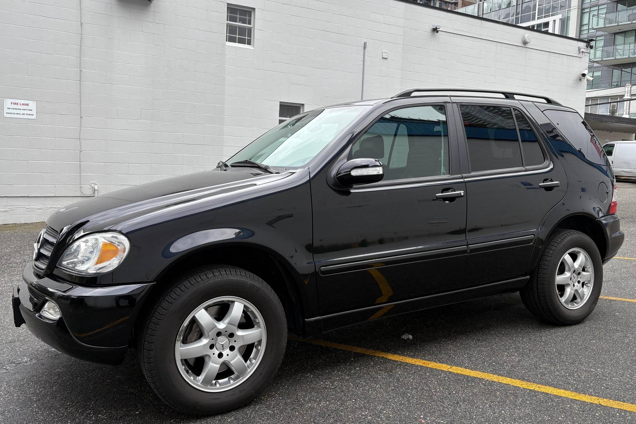 2004 Mercedes-Benz ML500 VIN: 4JGAB75E24A508803 for Sale - Cars & Bids