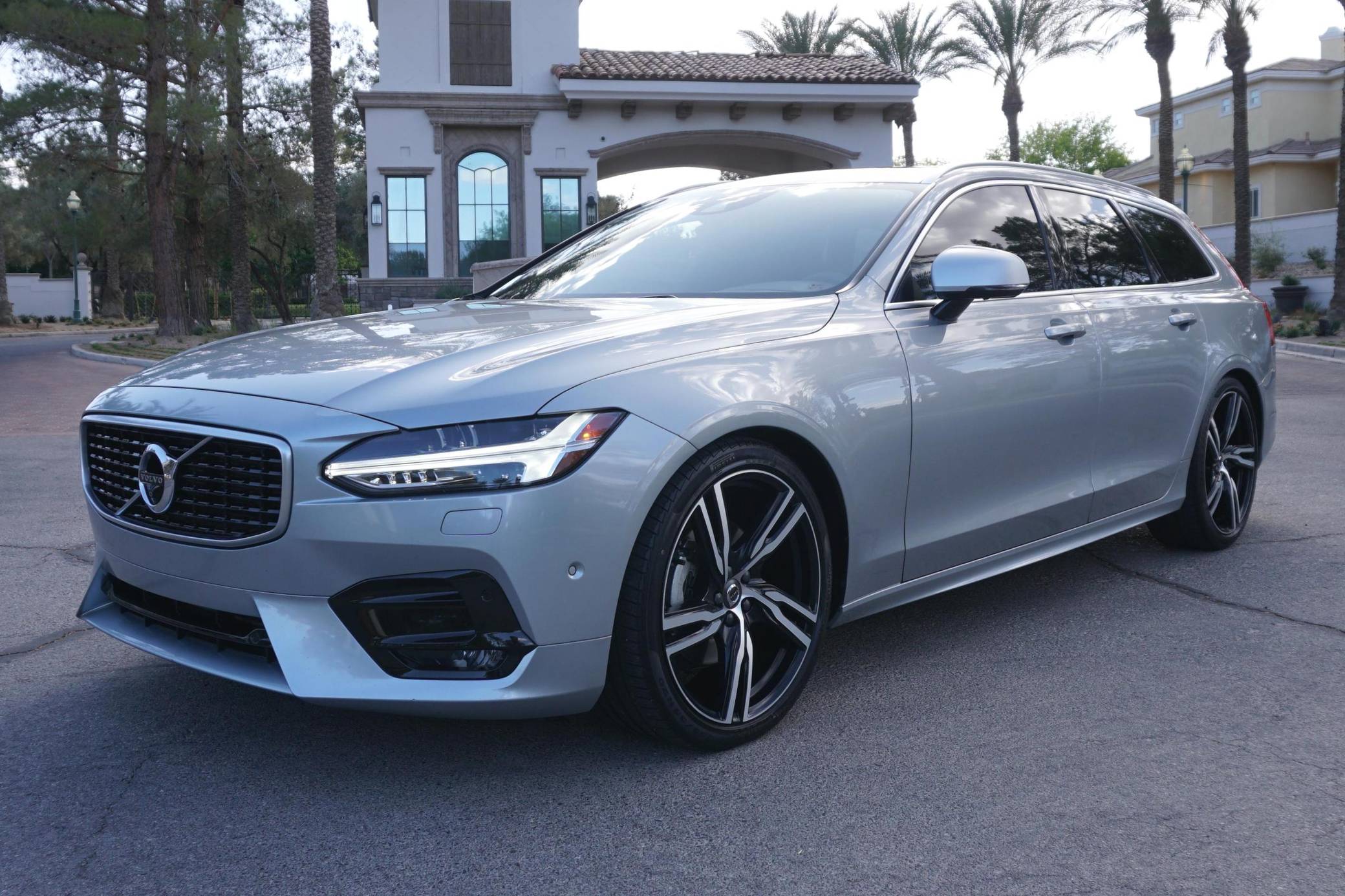 2019 Volvo V90 T5 R-Design VIN: YV1102GM9K1101067 for Sale - Cars & Bids