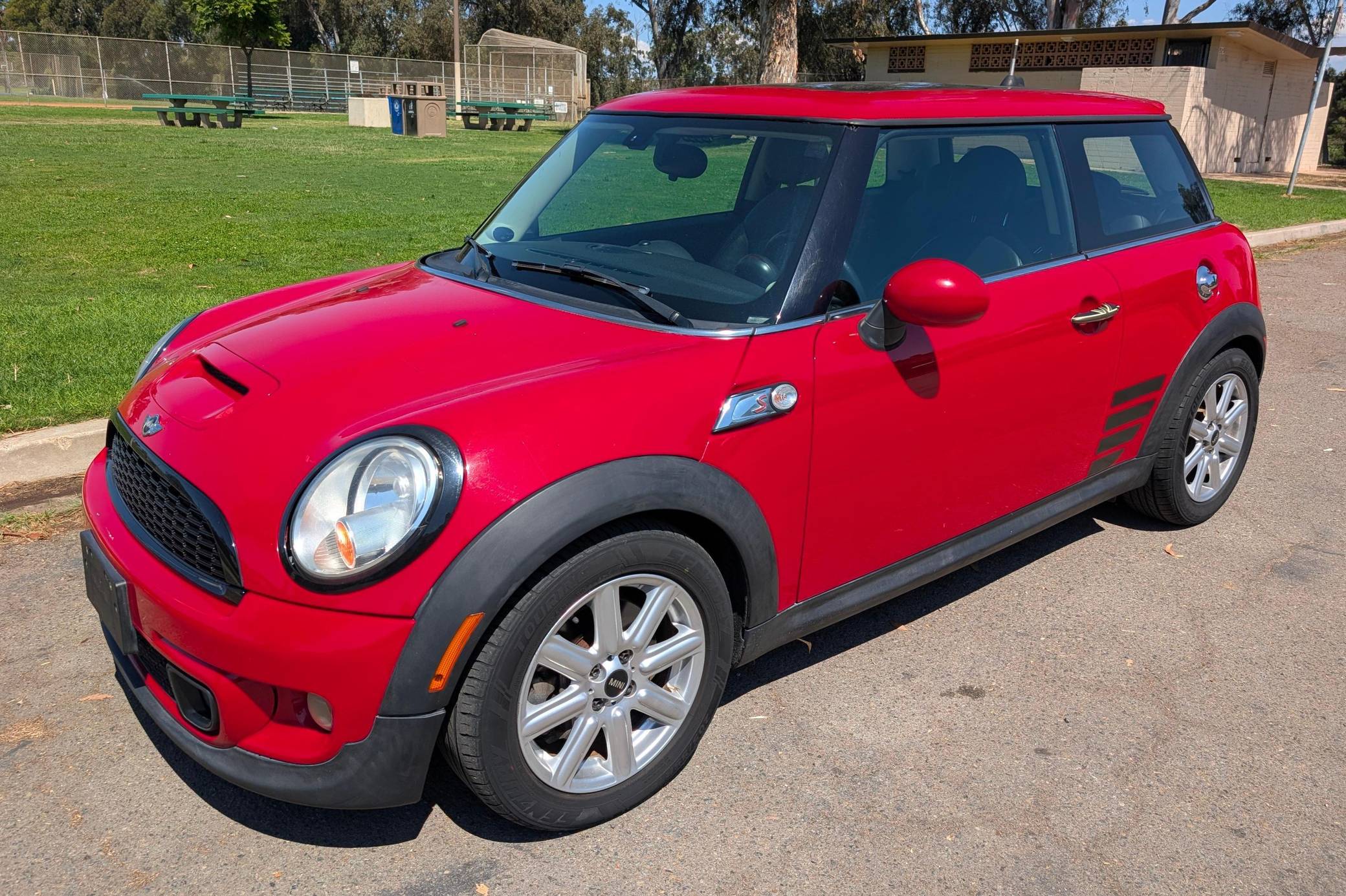 2013 Mini Cooper S Hardtop VIN: WMWSV3C52DT478845 for Sale - Cars & Bids