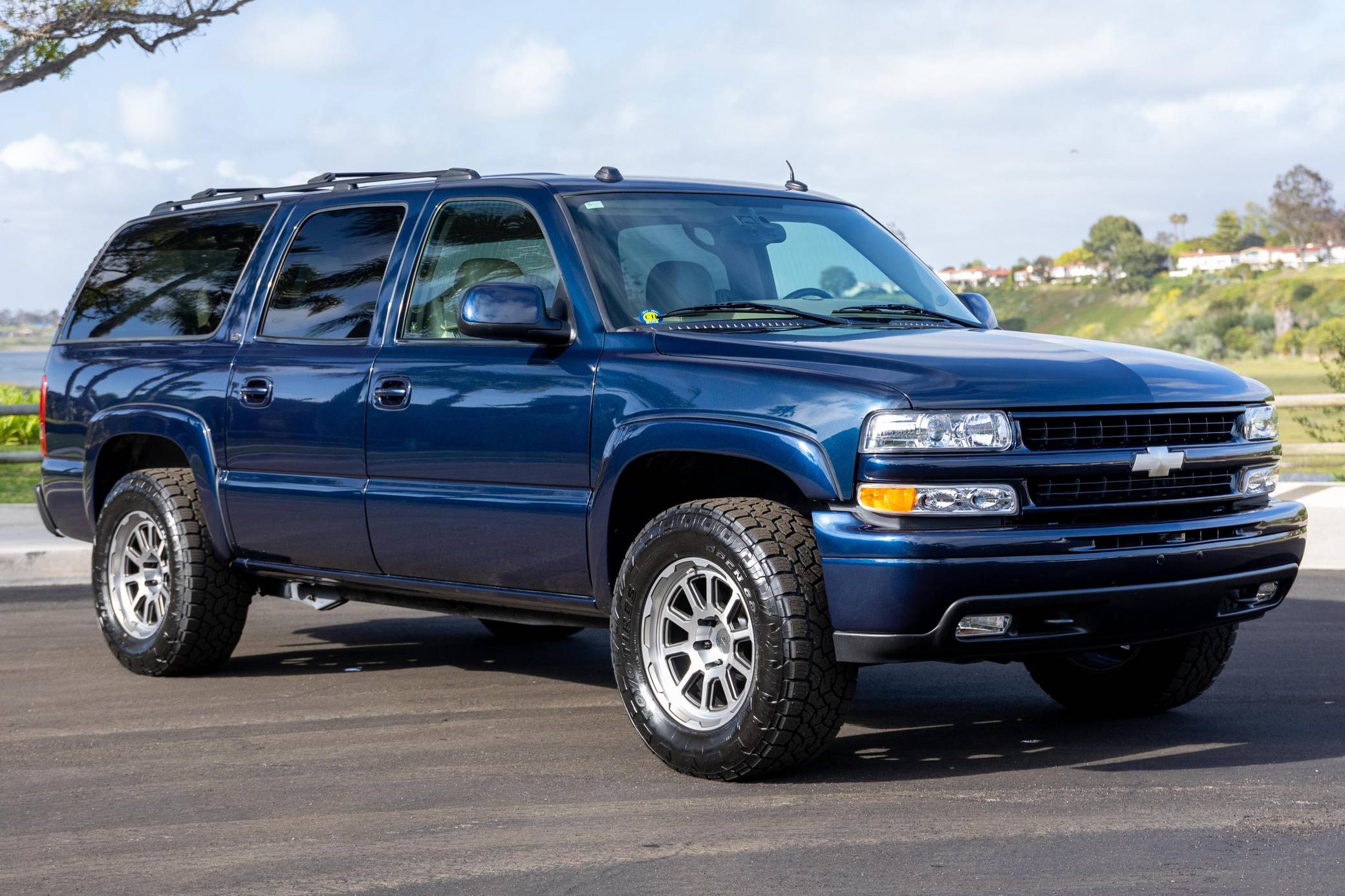 2004 Chevrolet Suburban 4x4 for Sale - Cars & Bids