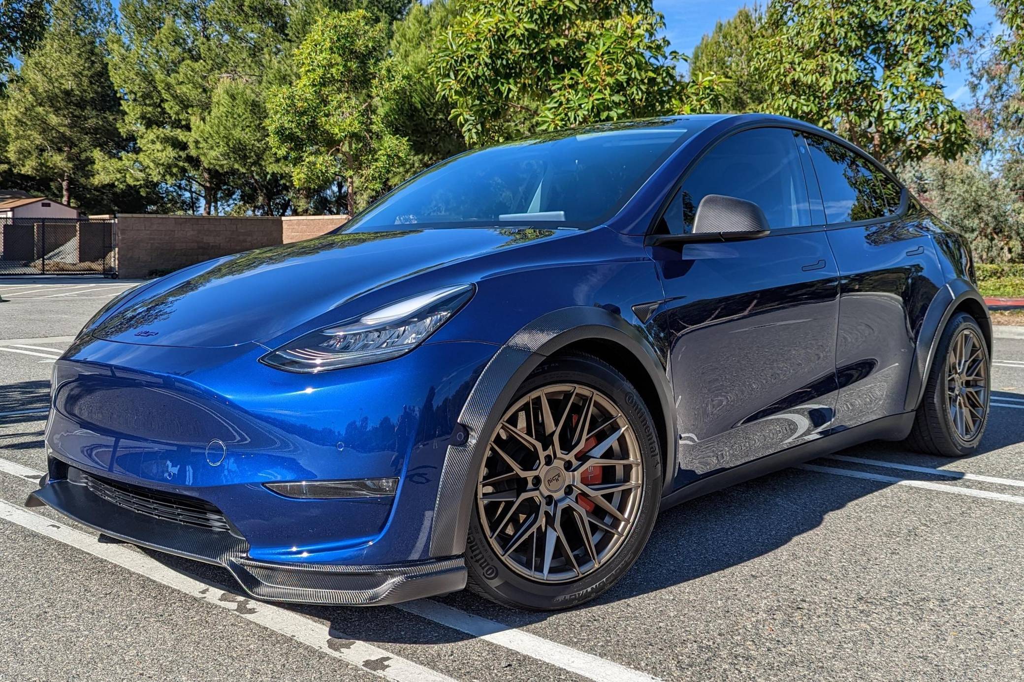 2021 Tesla Model Y Long Range AWD VIN: 5YJYGDEE3MF077494 for Sale ...