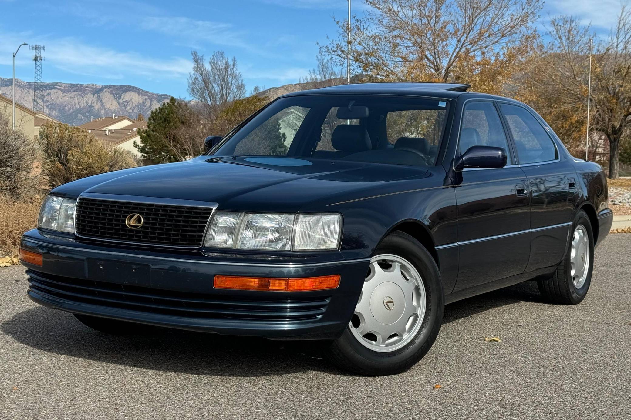 1993 Lexus LS 400 VIN: JT8UF11E7P0172759 for Sale - Cars & Bids