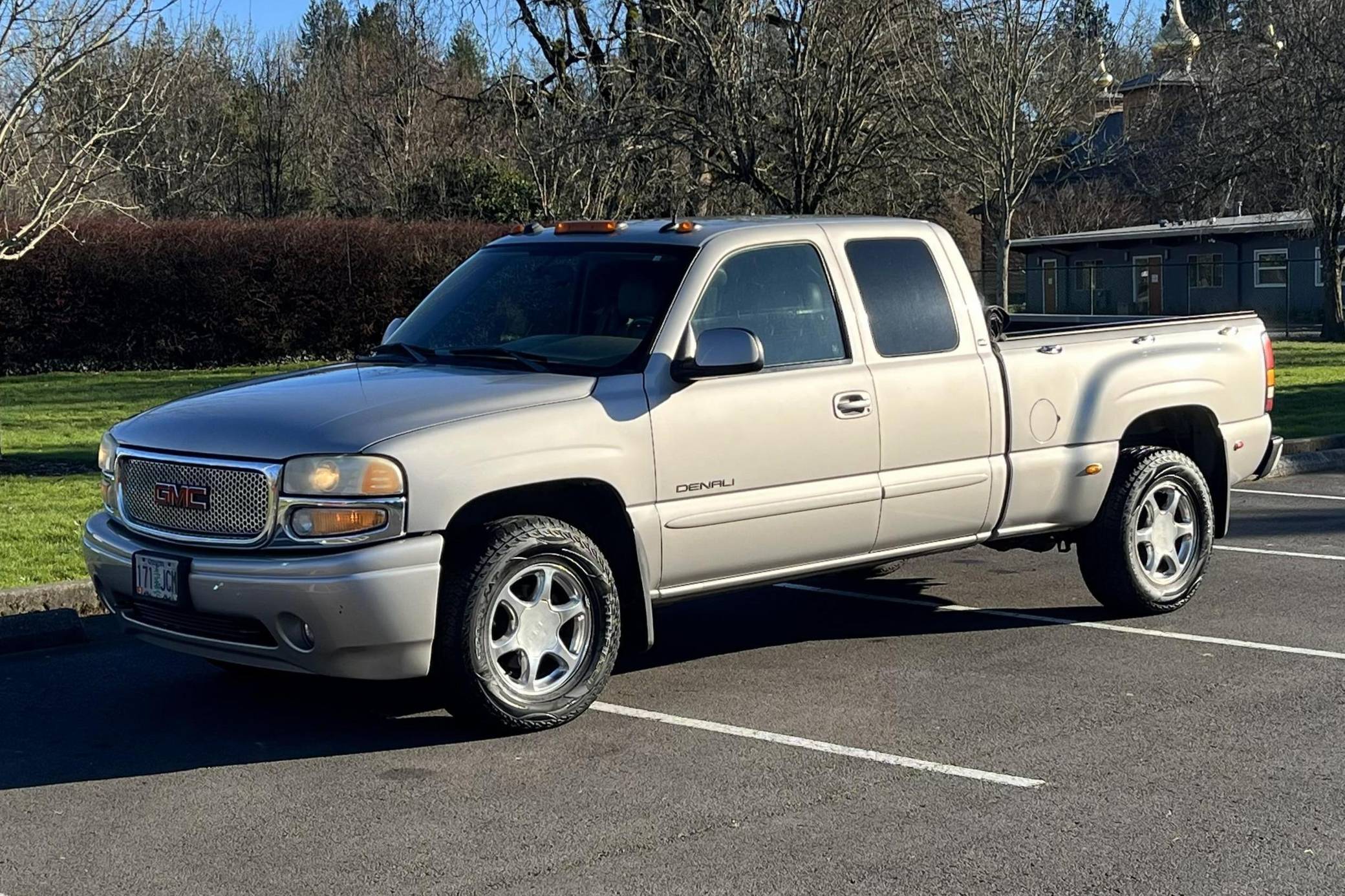 2004 GMC Sierra Denali AWD Quadrasteer VIN: 2GTFK69U441251434 for Sale ...