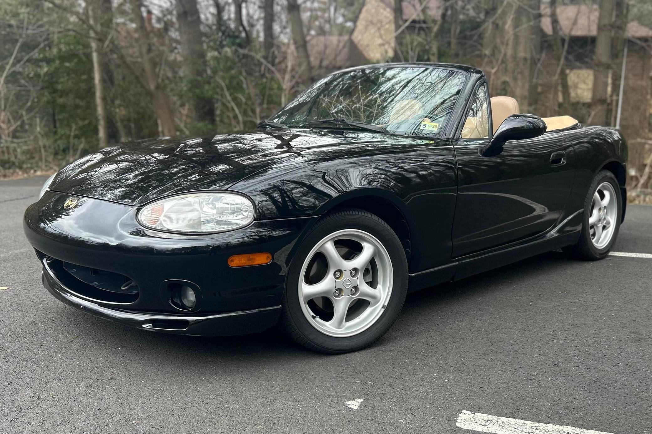 2000 Mazda MX-5 Miata LS VIN: JM1NB3535Y0156406 for Sale - Cars & Bids