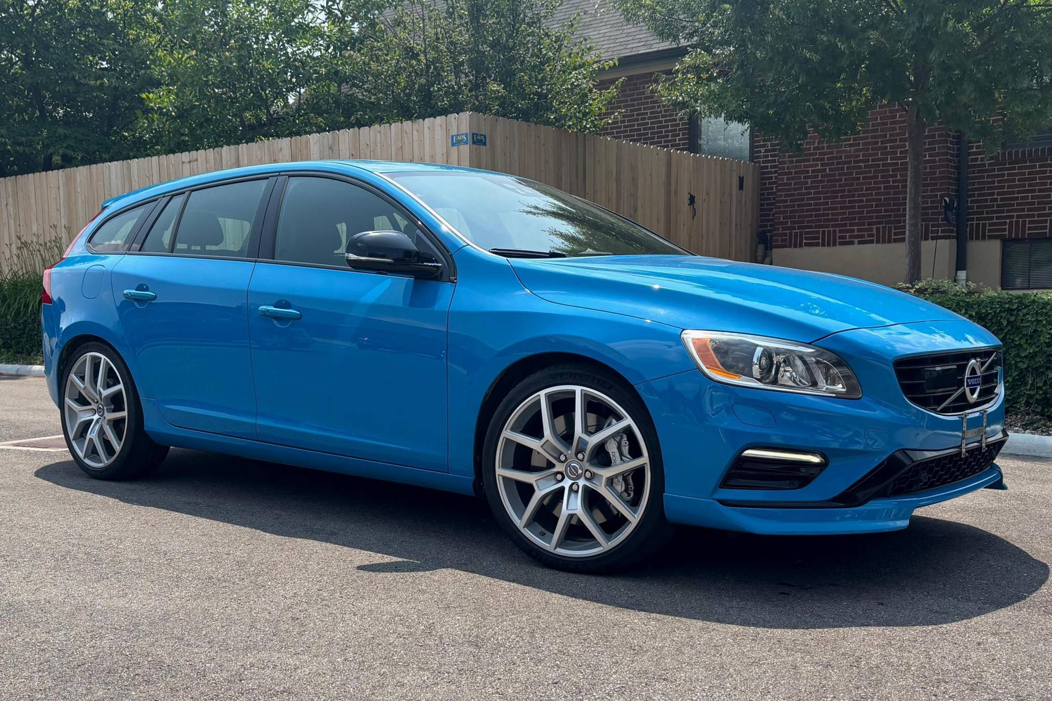 2015 Volvo V60 T6 Polestar VIN: YV1A92SW0F1227841 for Sale - Cars & Bids