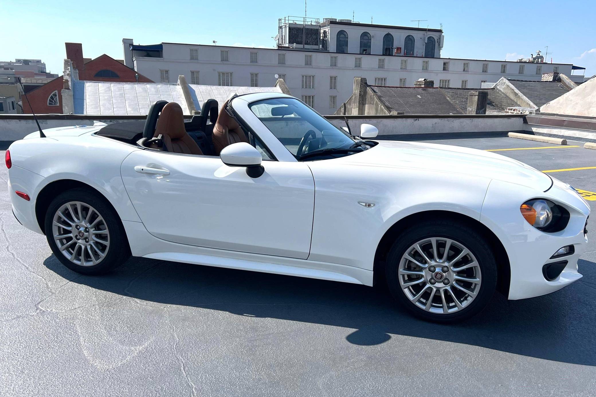 2020 Fiat 124 Spider Classica VIN: JC1NFAEK2L0145434 for Sale - Cars & Bids