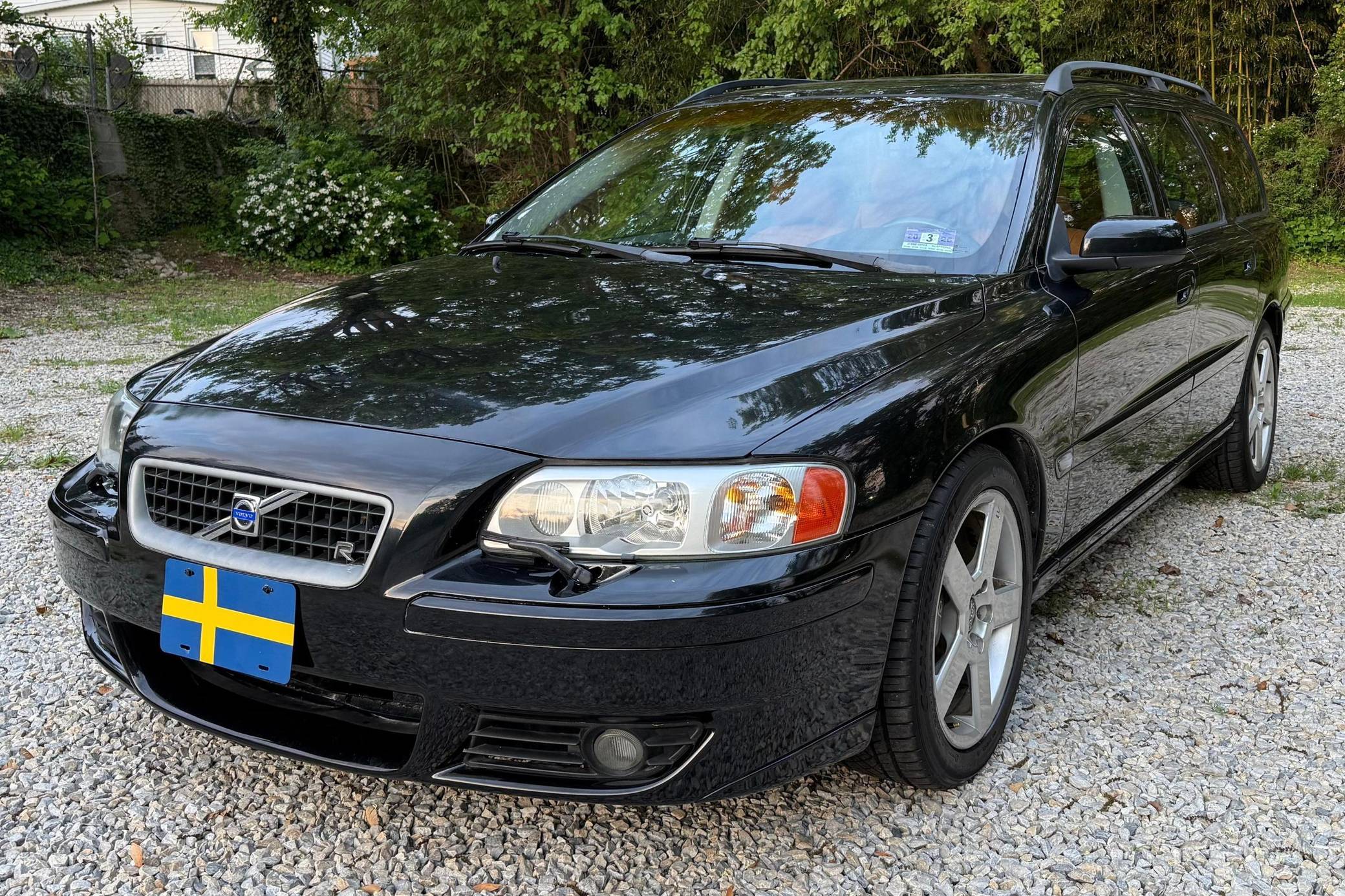 2005 Volvo V70R VIN: YV1SJ527552489868 for Sale - Cars & Bids