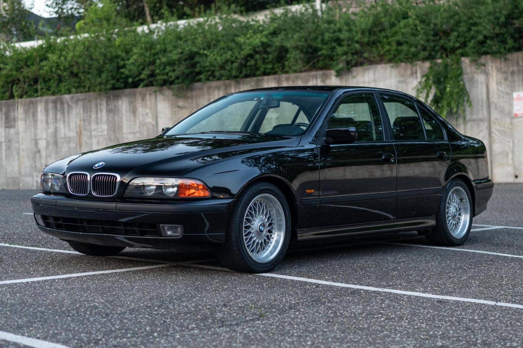 2000 BMW 528i Sedan VIN: WBADM6349YGV03386 for Sale - Cars & Bids