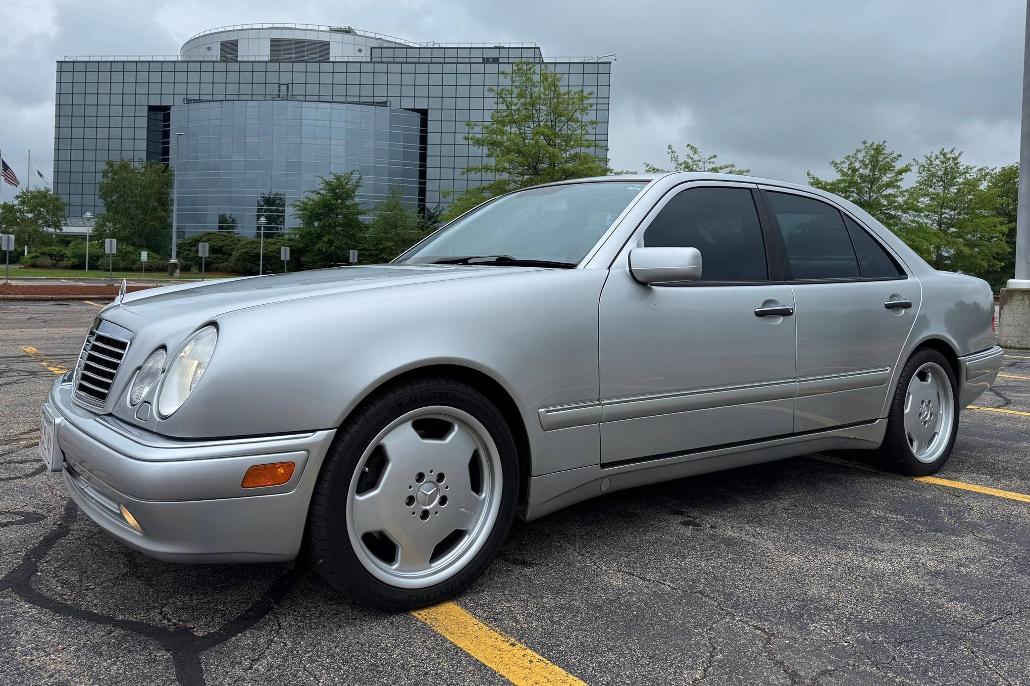1999 Mercedes-Benz E55 AMG VIN: WDBJF74H0XA855358 for Sale - Cars & Bids