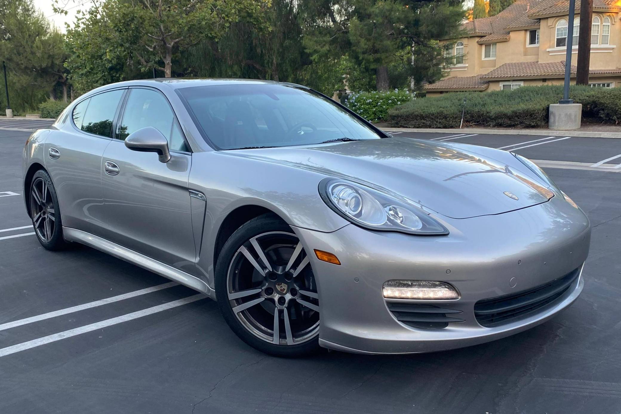 2012 Porsche Panamera VIN: WP0AA2A70CL013424 for Sale - Cars & Bids