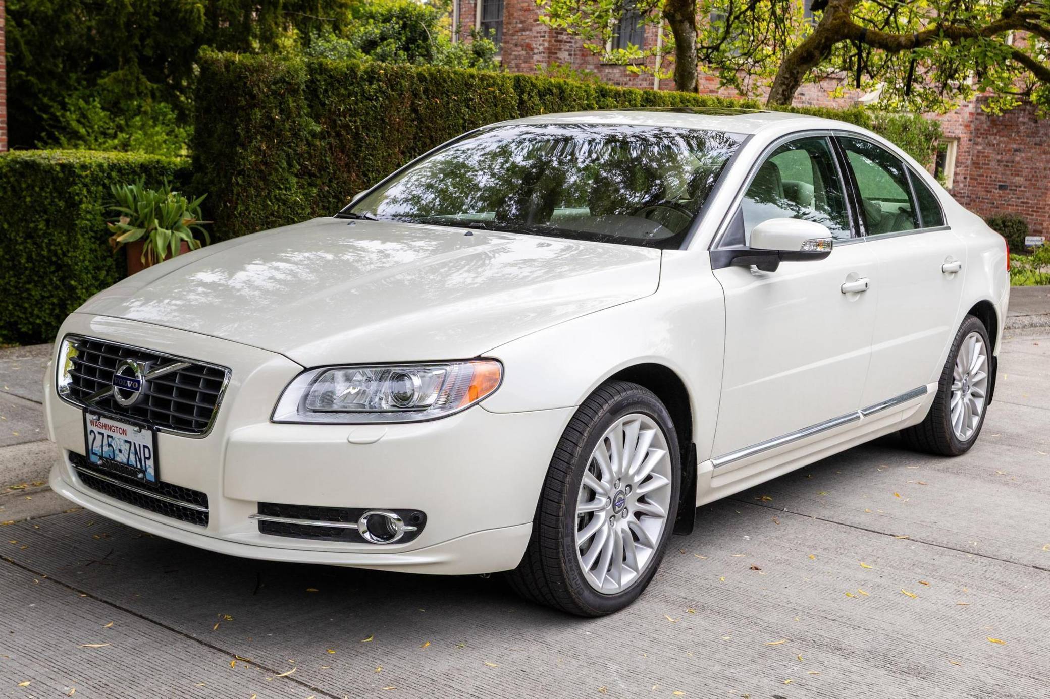 2010 Volvo S80 V8 VIN: YV1852AR6A1118573 for Sale - Cars & Bids