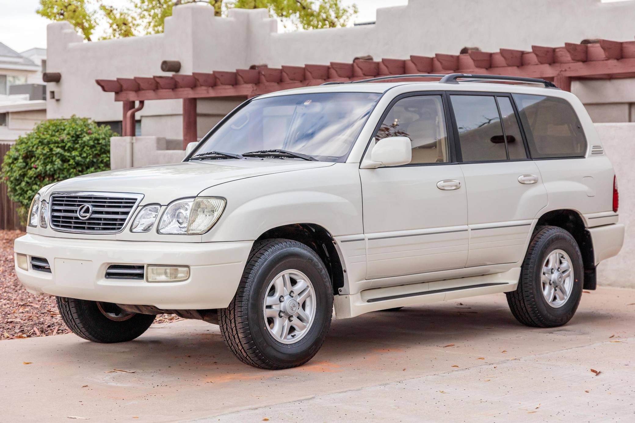 2000 Lexus LX 470 for Sale - Cars & Bids