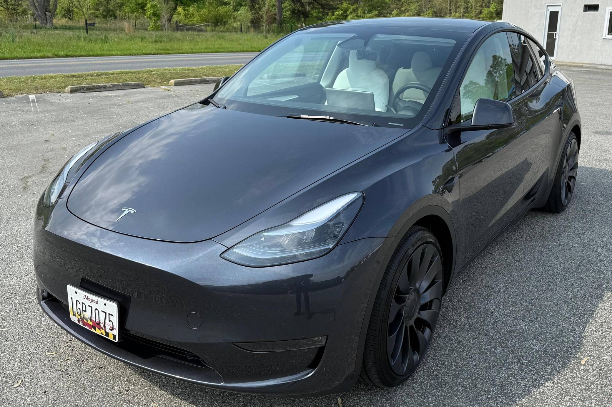 2025 Tesla Model Y Performance VIN: 7SAYGDEF1SA363639 for Sale - Cars ...