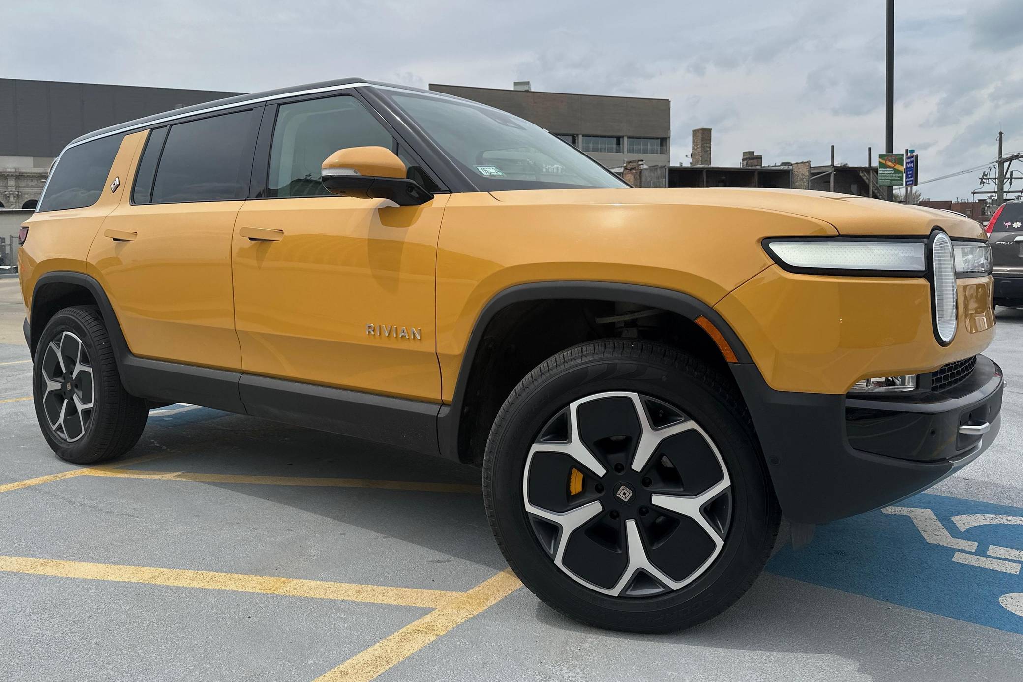 2023 Rivian R1S Adventure Edition for Sale - Cars & Bids