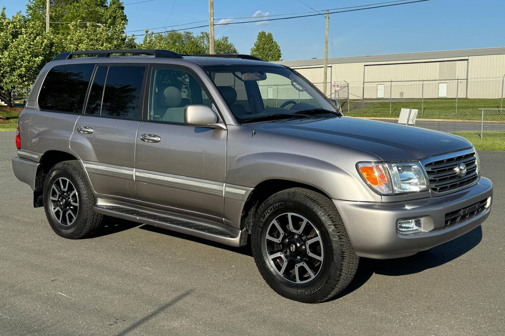 2004 Toyota Land Cruiser VIN: JTEHT05J842066524 for Sale - Cars & Bids