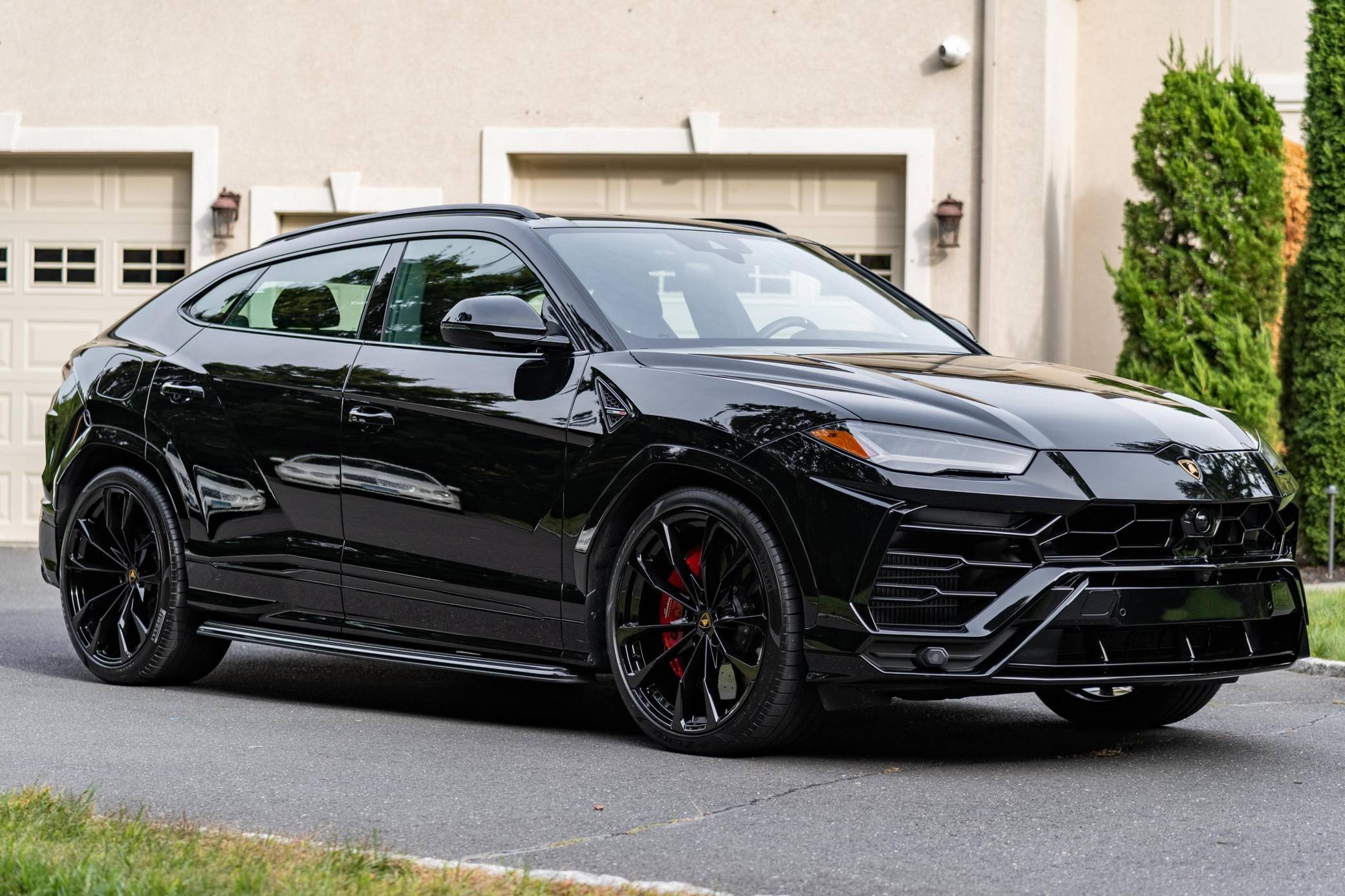 2022 Lamborghini Urus VIN: ZPBUA1ZL0NLA20409 for Sale - Cars & Bids