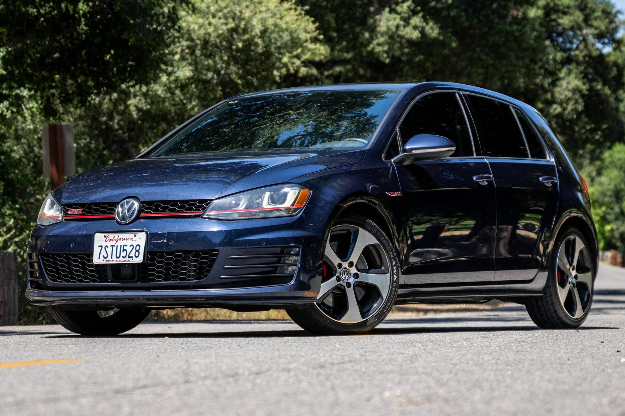 2015 Volkswagen GTI Autobahn VIN: 3VW547AU2FM100978 for Sale - Cars & Bids