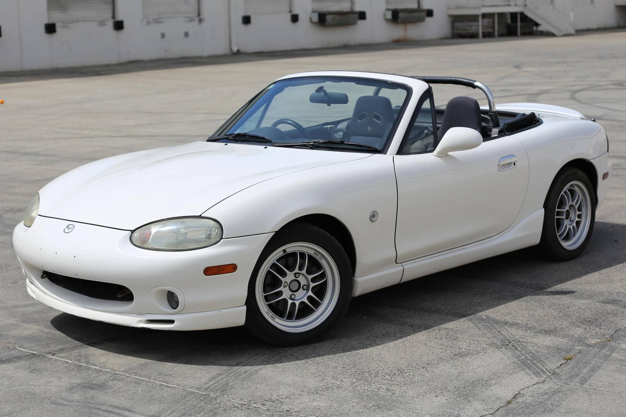 1998 Mazda Roadster VIN: NB8C100235 for Sale - Cars & Bids