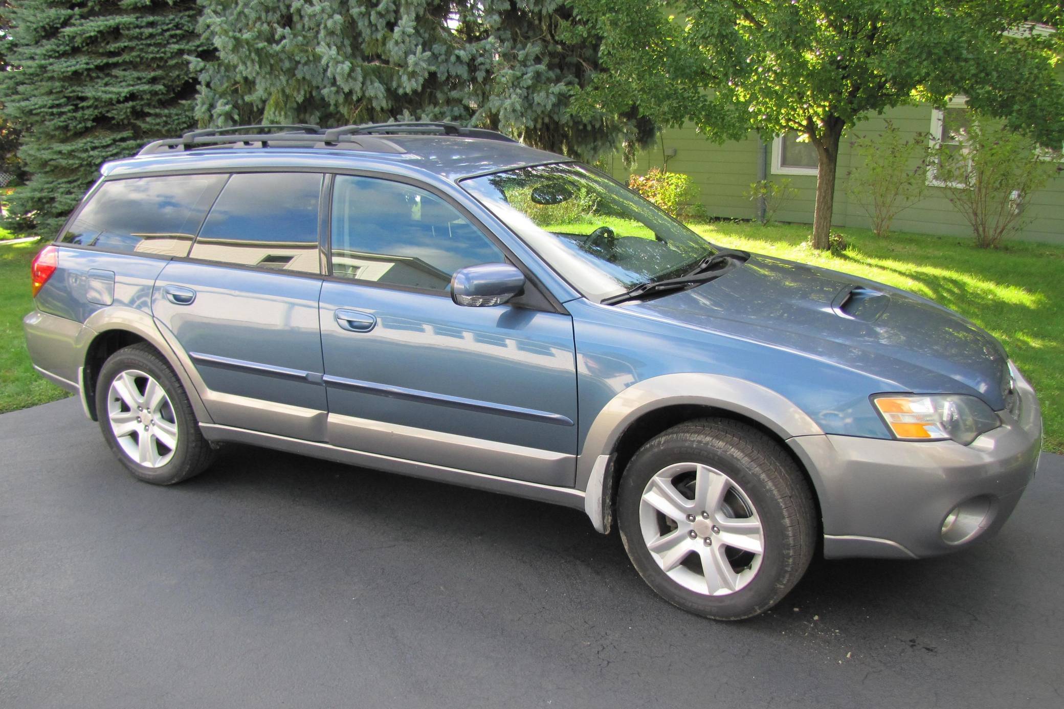 2005 Subaru Outback 2.5XT VIN: 4S4BP68C656379978 for Sale - Cars & Bids