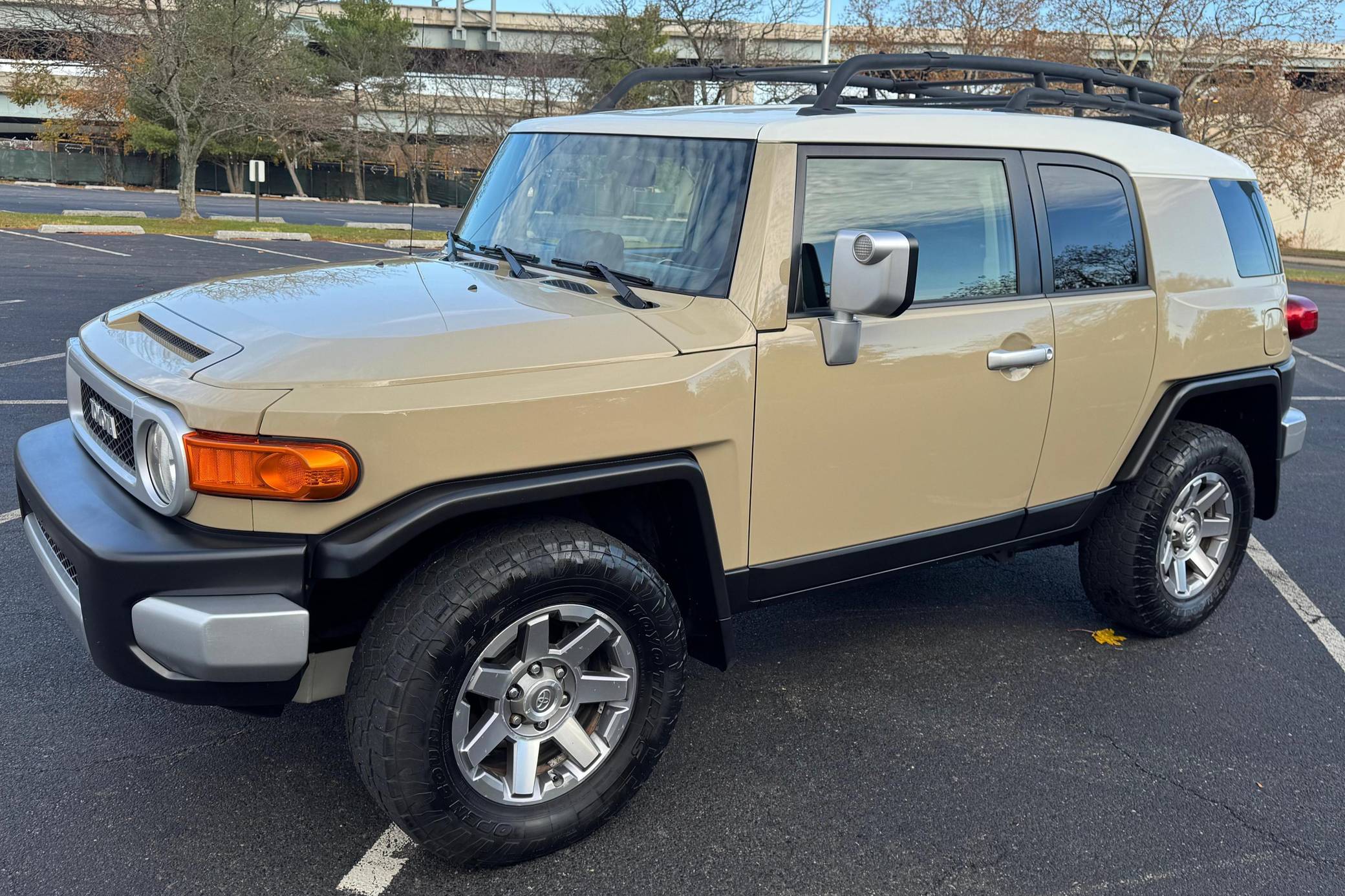 2014 Toyota FJ Cruiser VIN: JTEBU4BFXEK190712 for Sale - Cars & Bids