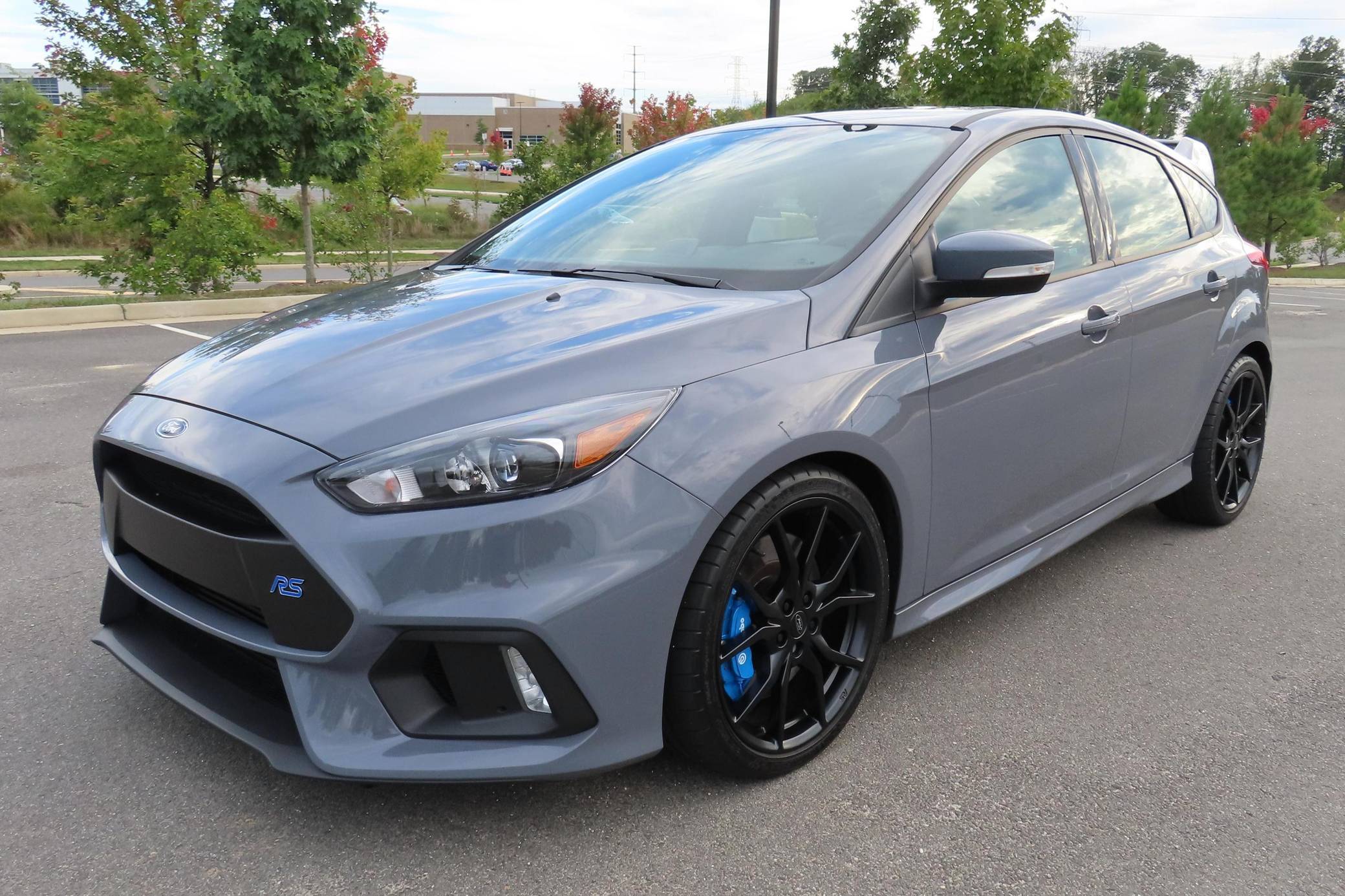 2017 Ford Focus RS VIN: WF0DP3TH1H4125333 for Sale - Cars & Bids