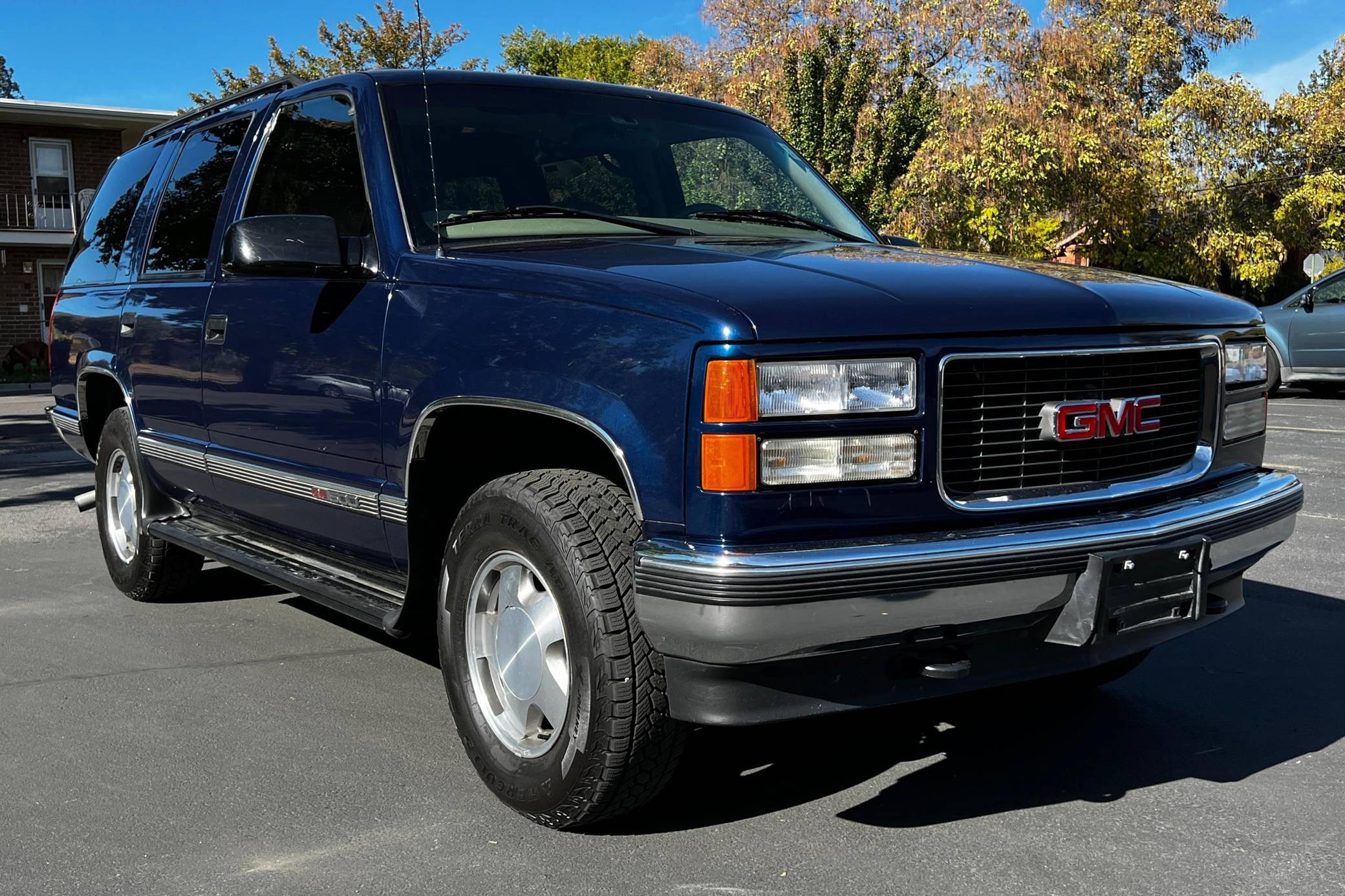 1998 GMC Yukon SLT 4x4 VIN: 1GKEK13R0WJ724942 for Sale - Cars & Bids