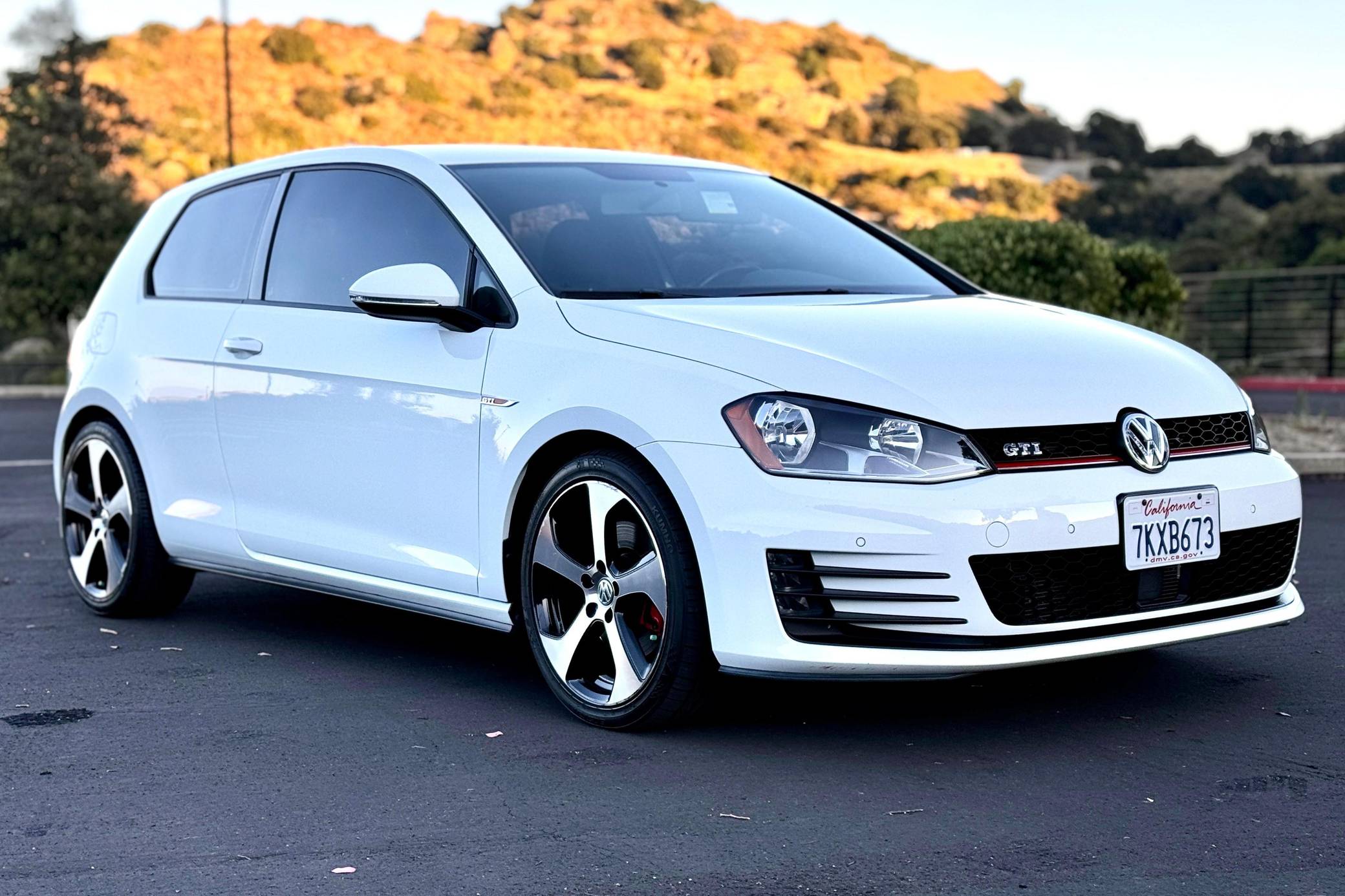 2015 Volkswagen GTI S VIN: 3VWTT7AU7FM072220 for Sale - Cars & Bids