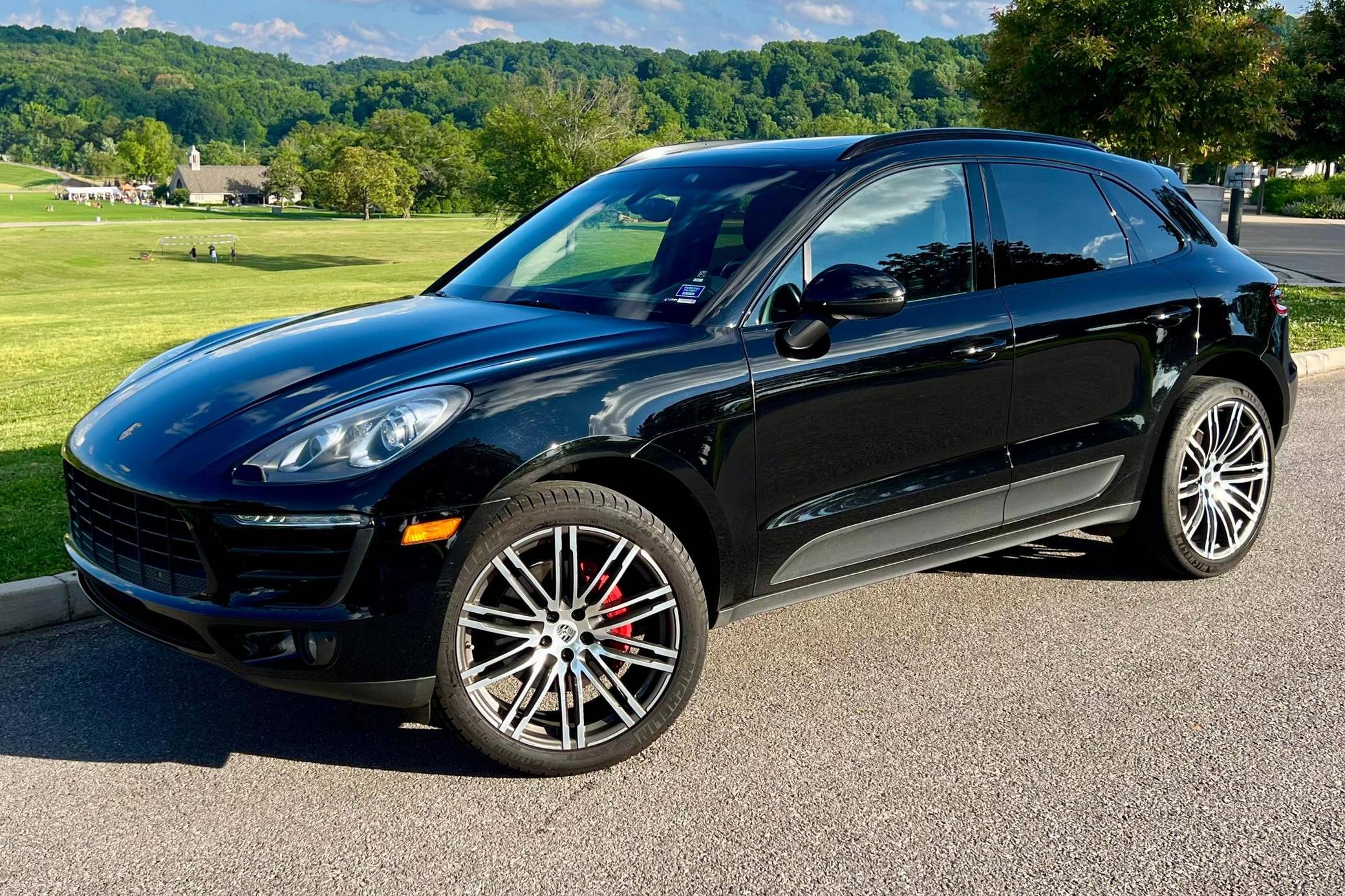 2016 Porsche Macan S VIN: WP1AB2A52GLB53331 for Sale - Cars & Bids