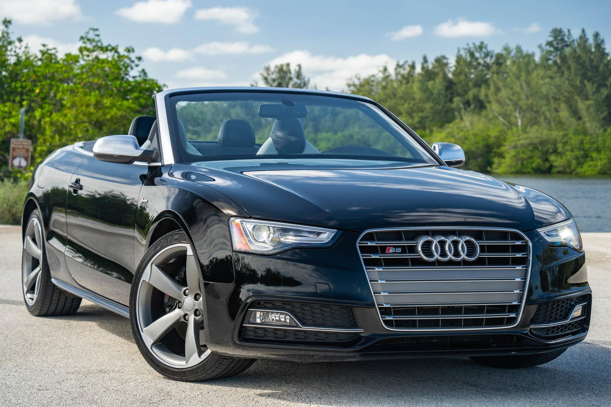 2015 Audi S5 Cabriolet VIN: WAUVGAFH5FN013680 for Sale - Cars & Bids